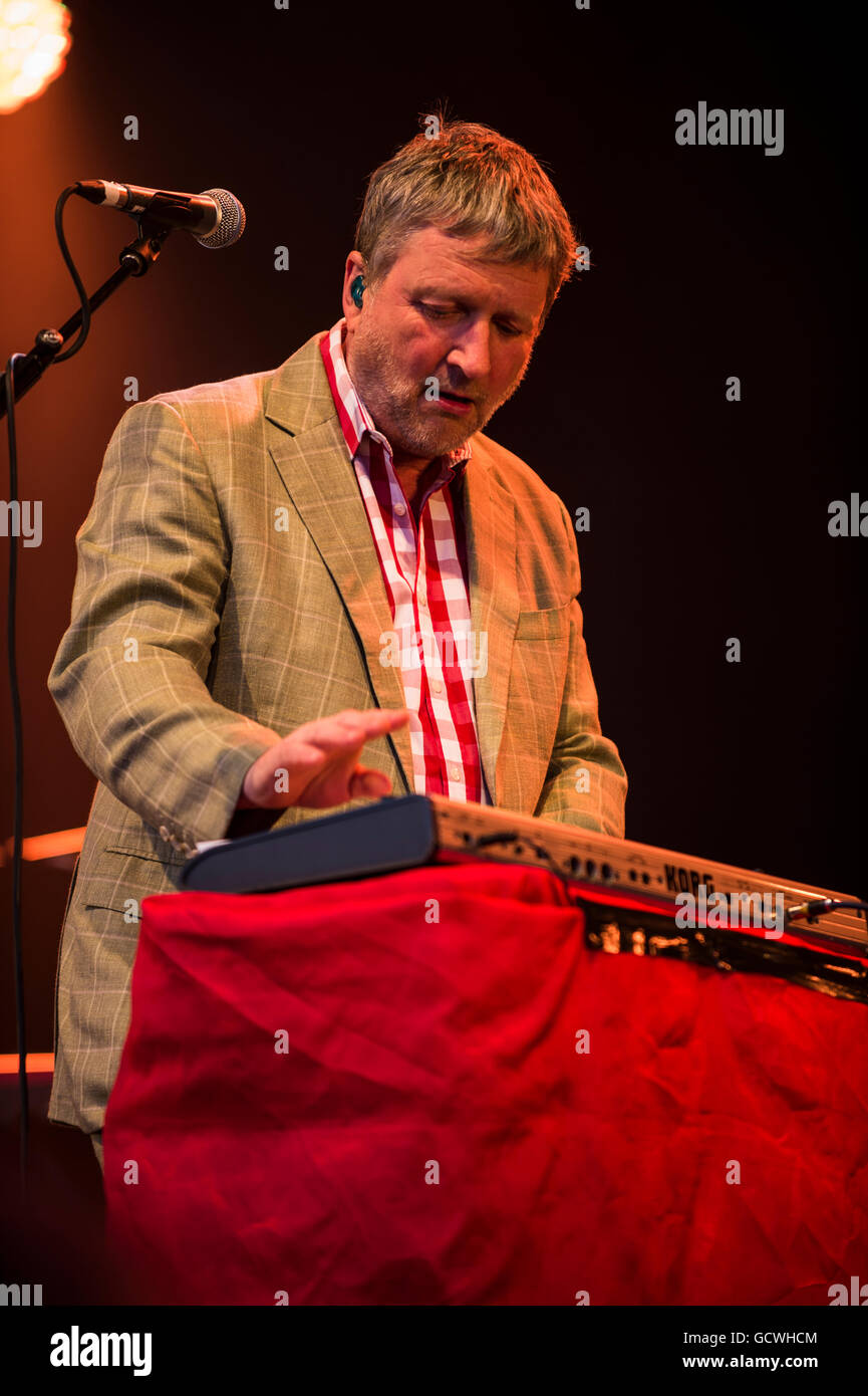 Glenn tilbrook squeeze hi-res stock photography and images - Alamy Glenn tilbrook squeeze hi-res stock photography and images - Alamy