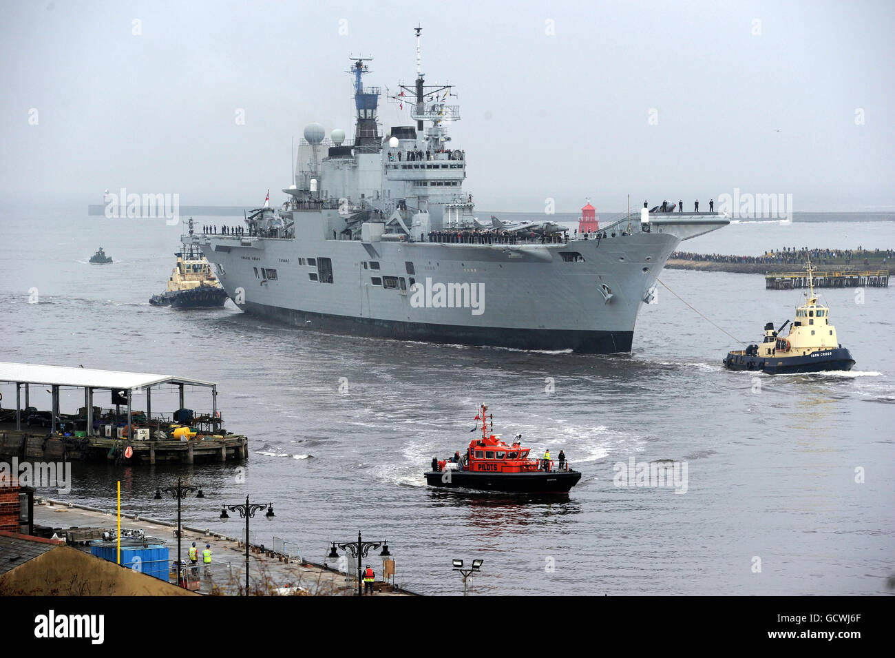 The Ark Royal arrives on the River Tyne for the last time before she is ...