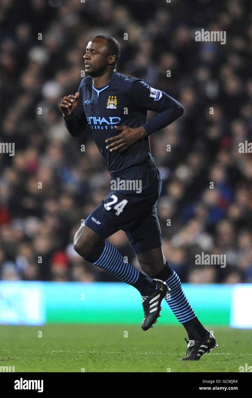 Patrick vieira manchester city hi-res stock photography and images - Alamy