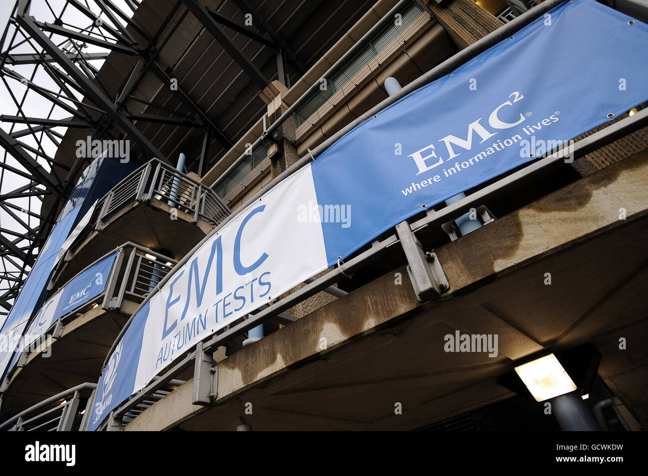 Emc signage banners hi-res stock photography and images - Alamy