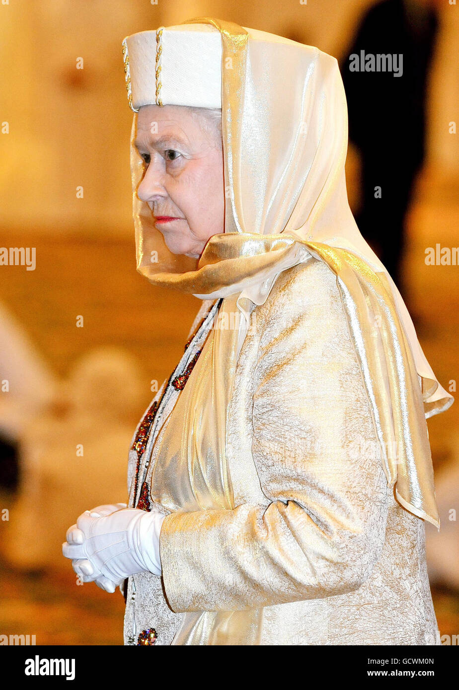 Royalty - Queen Elizabeth II State Visit to the United Arab Emirates ...