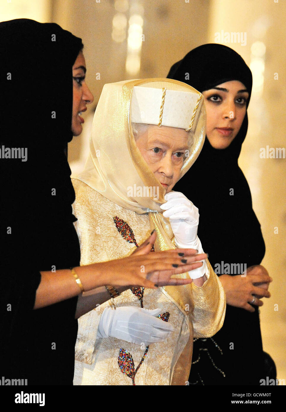 Royalty - Queen Elizabeth II State Visit to the United Arab Emirates ...