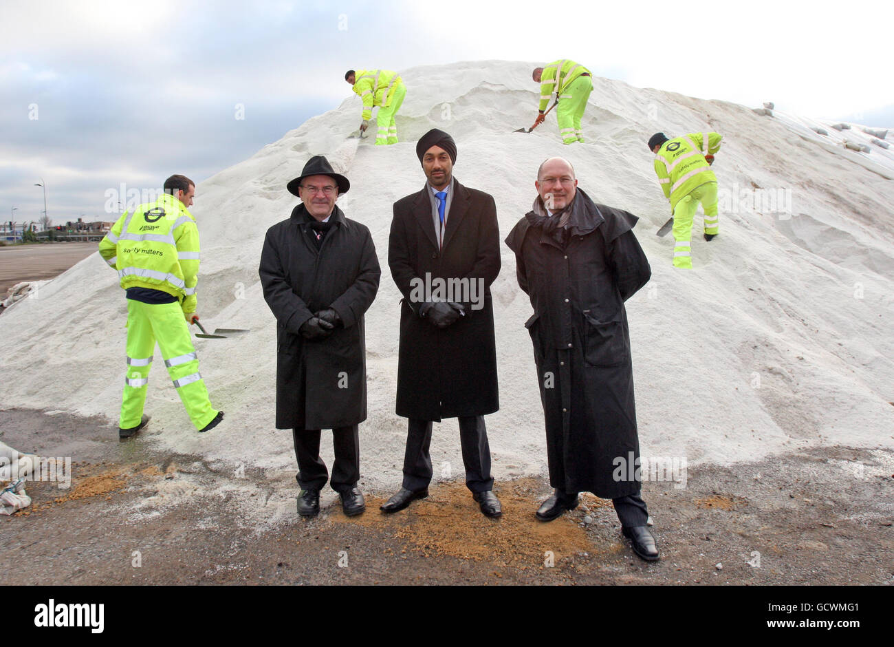 (From left to right) Peter Hendy, Commissioner of Transport for London ...