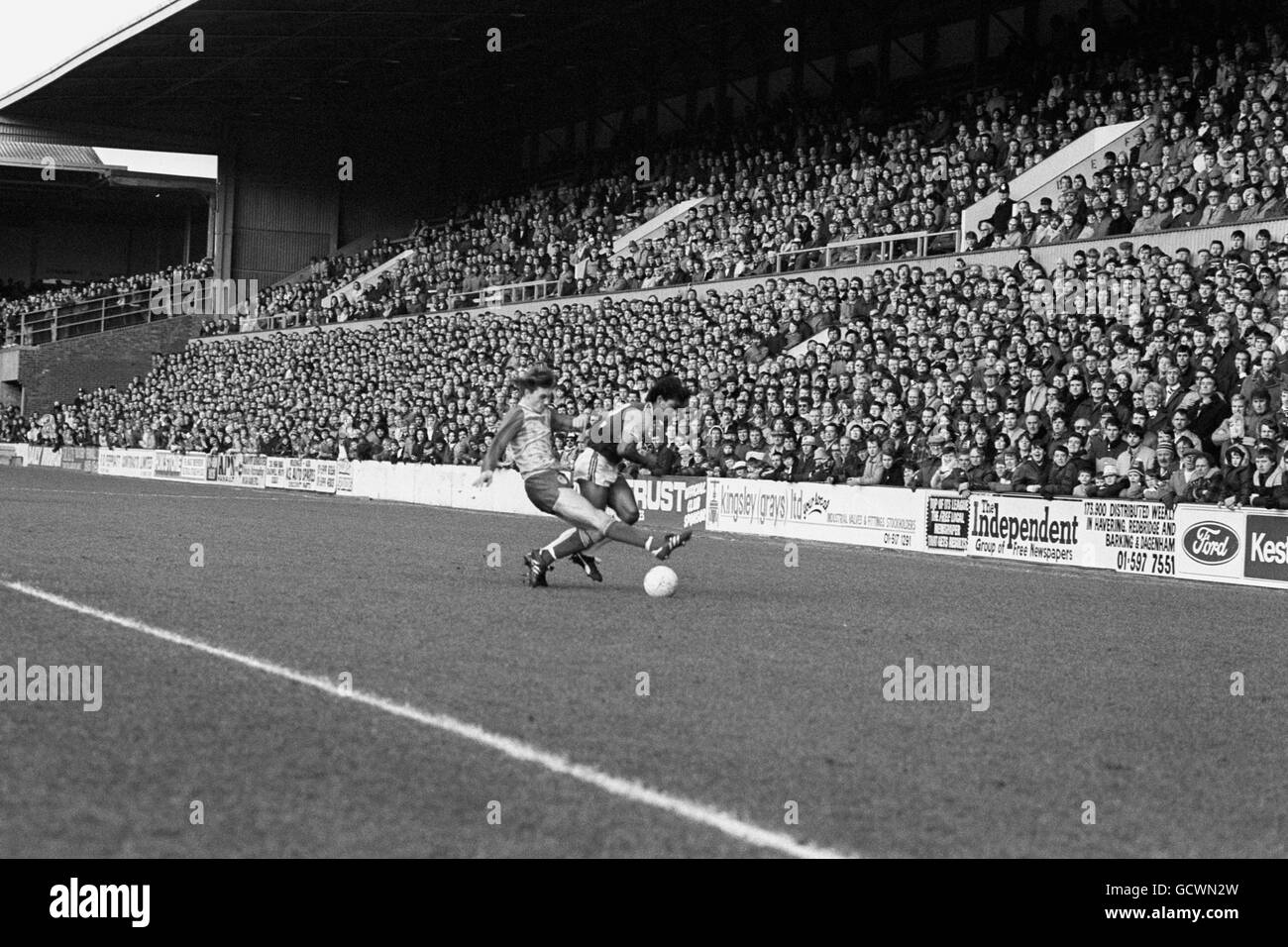 Fans watch from the chicken run bobby of west ham hi-res stock ...