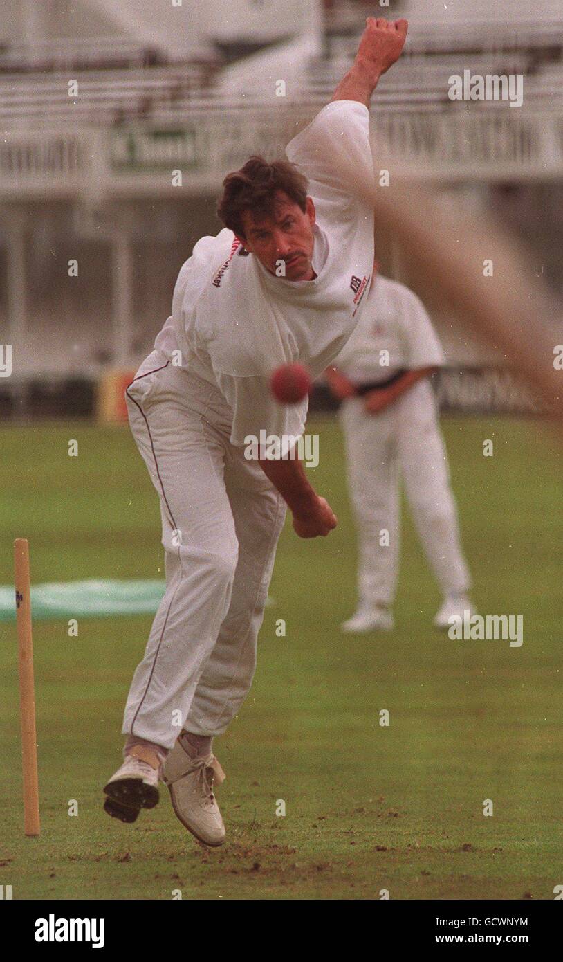 Richard hadlee hi-res stock photography and images - Alamy