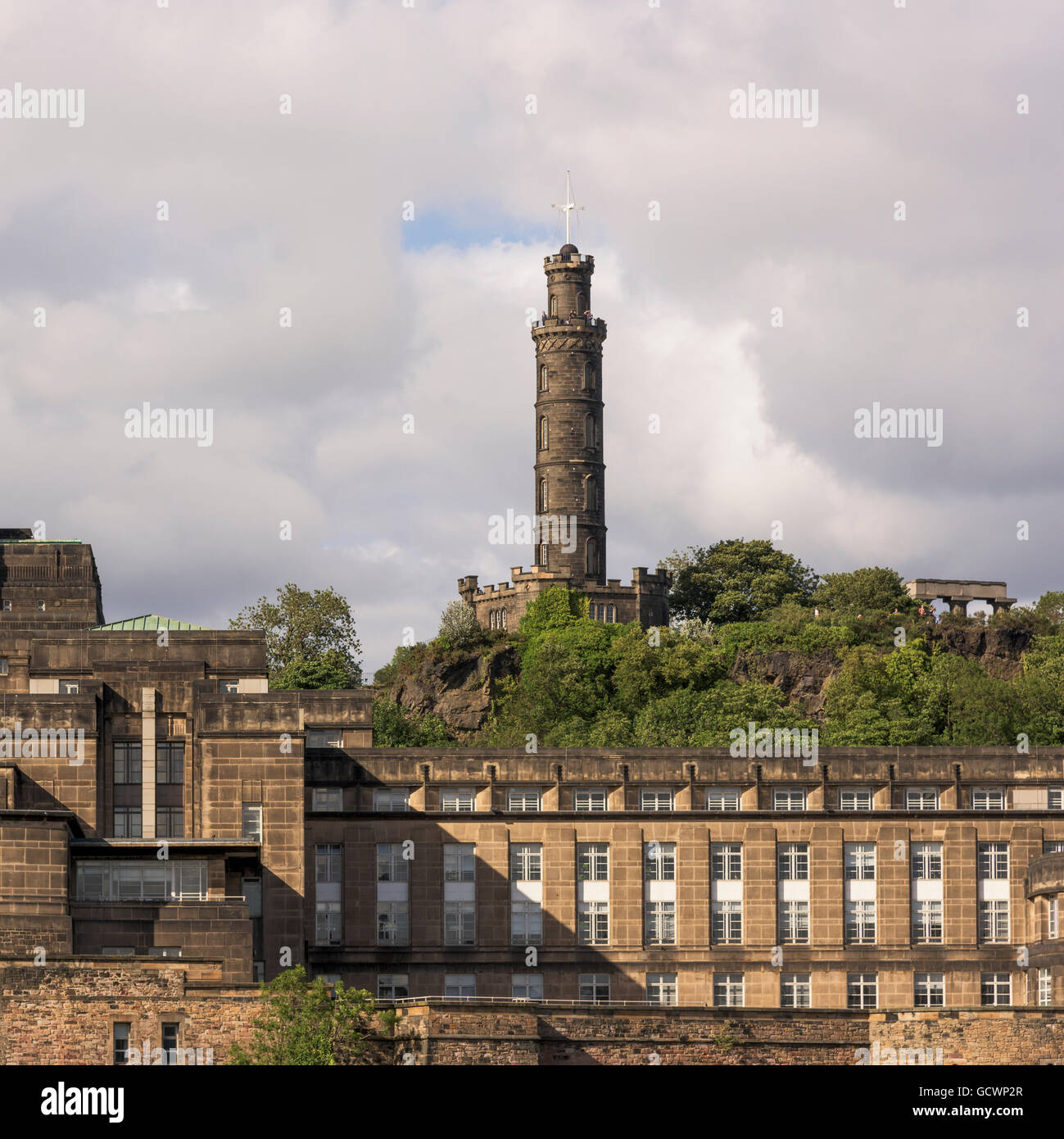 Old edinburgh castle image hi-res stock photography and images - Alamy