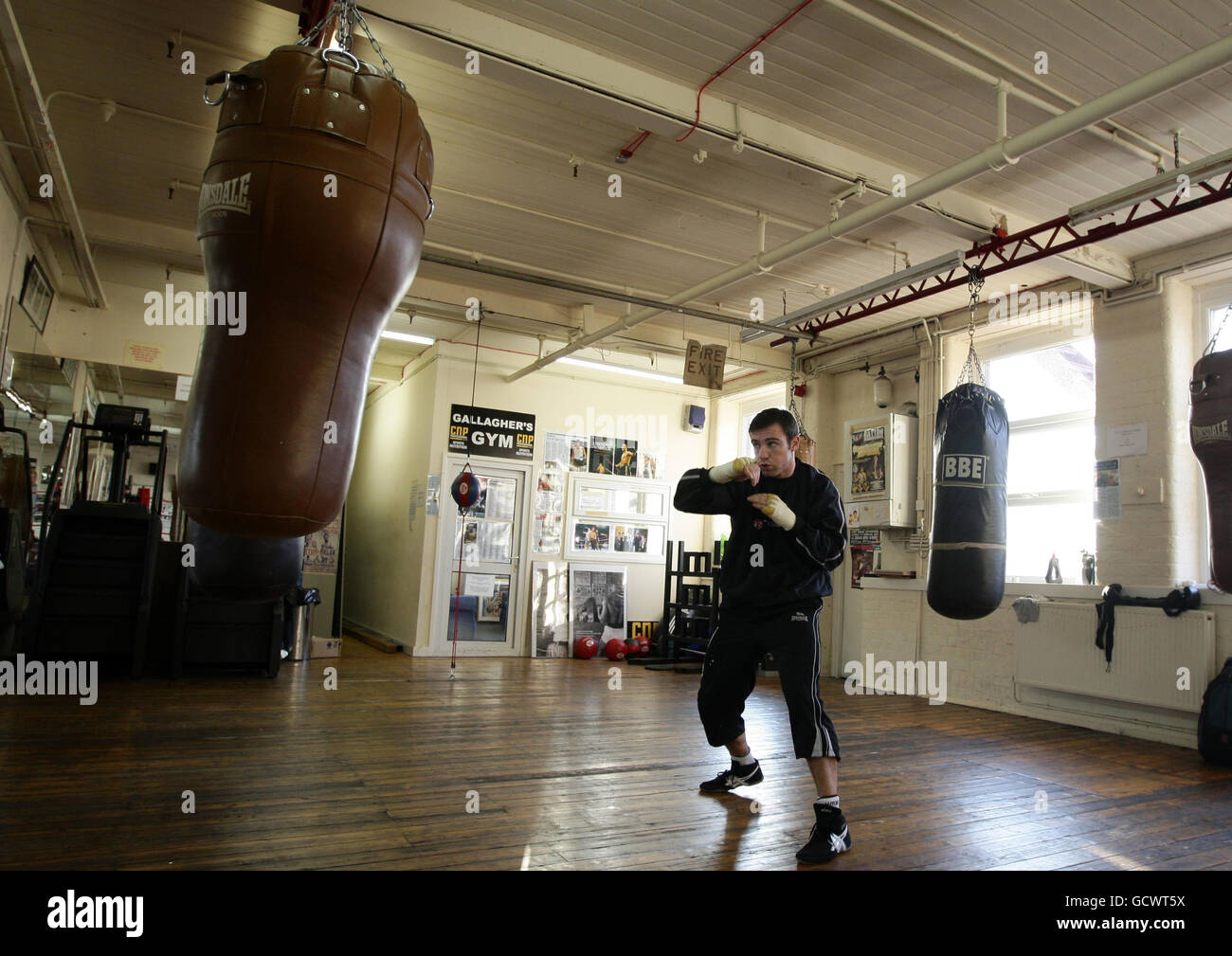 Boxer matthew macklin shadow boxes at gallaghers gym in denton hi-res ...