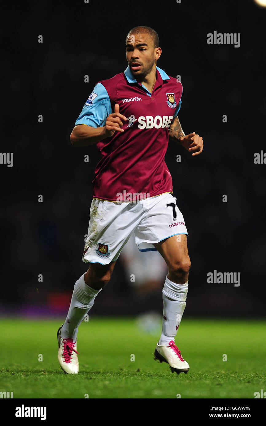 Soccer - Barclays Premier League - West Ham United v West Bromwich Albion - Upton Park Stock ...