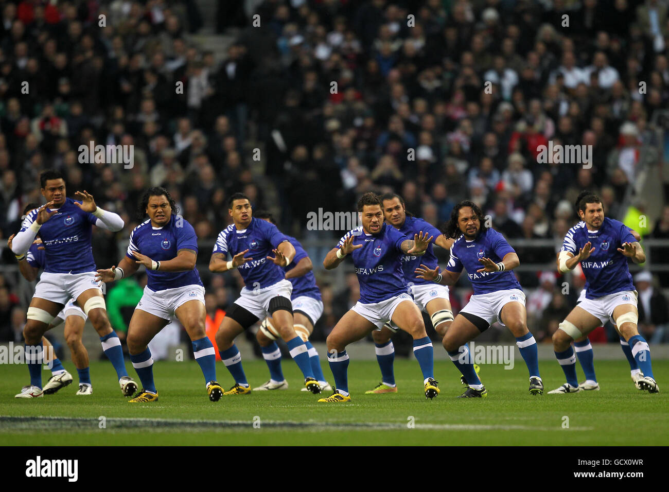 Rugby action dance hi-res stock photography and images - Alamy