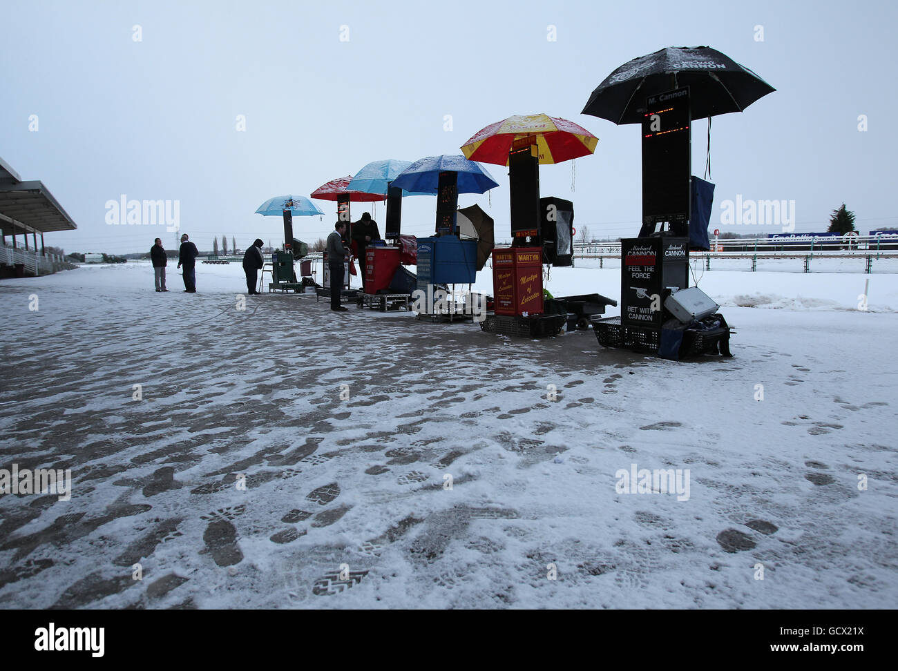 Bookies stand hi-res stock photography and images - Alamy