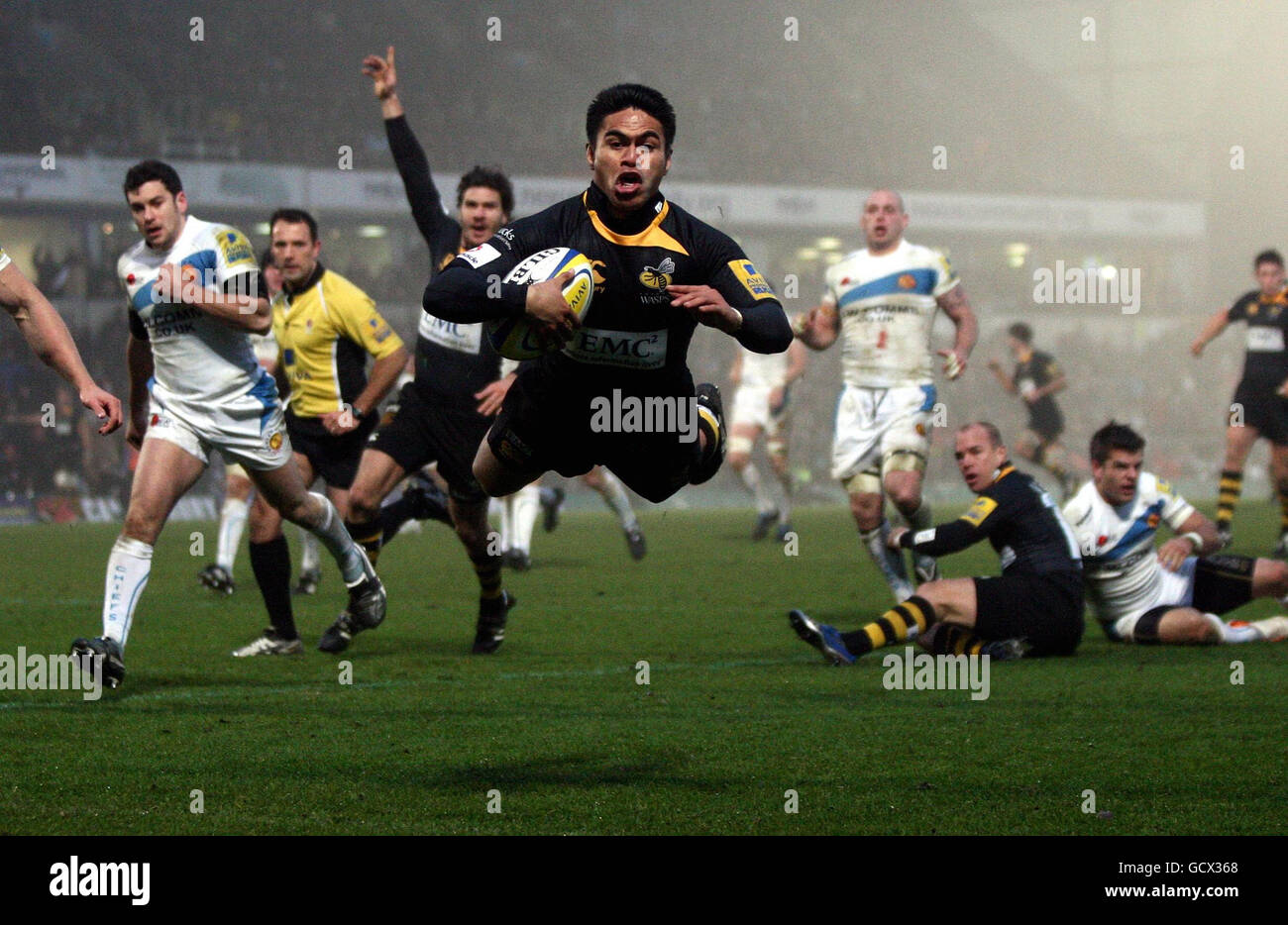 Wasps' David Lemi scores his sides second try during the AVIVA ...