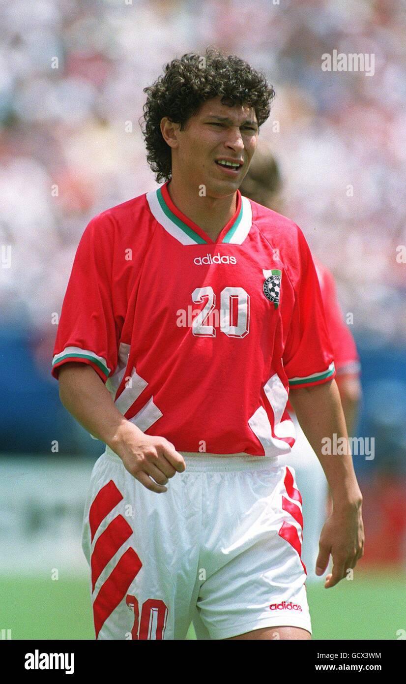 WORLD CUP SOCCER. KRASSIMIR BALAKOV BULGARIA Stock Photo - Alamy