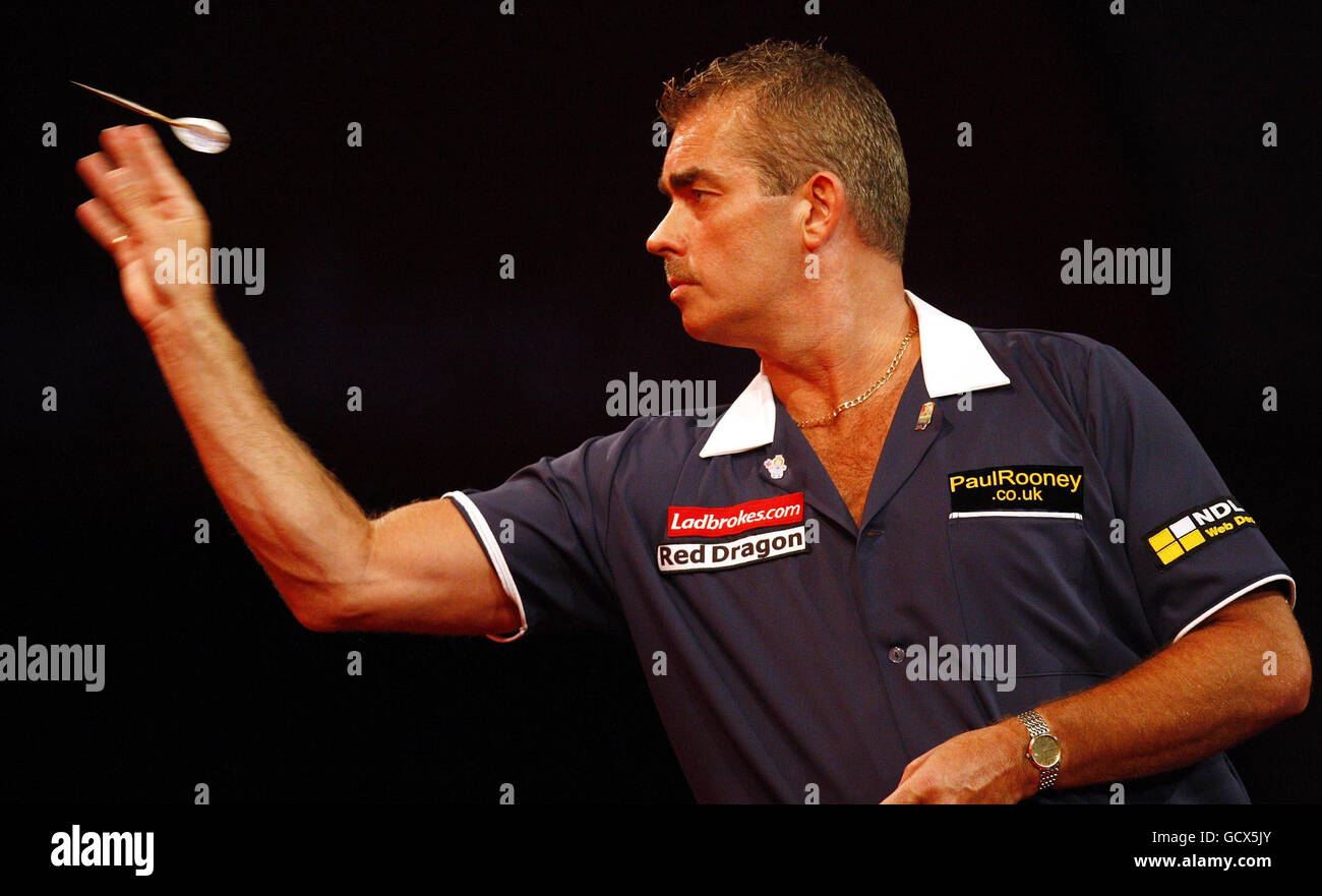 Steve Beaton in action against Mark Hylton in their first round match ...