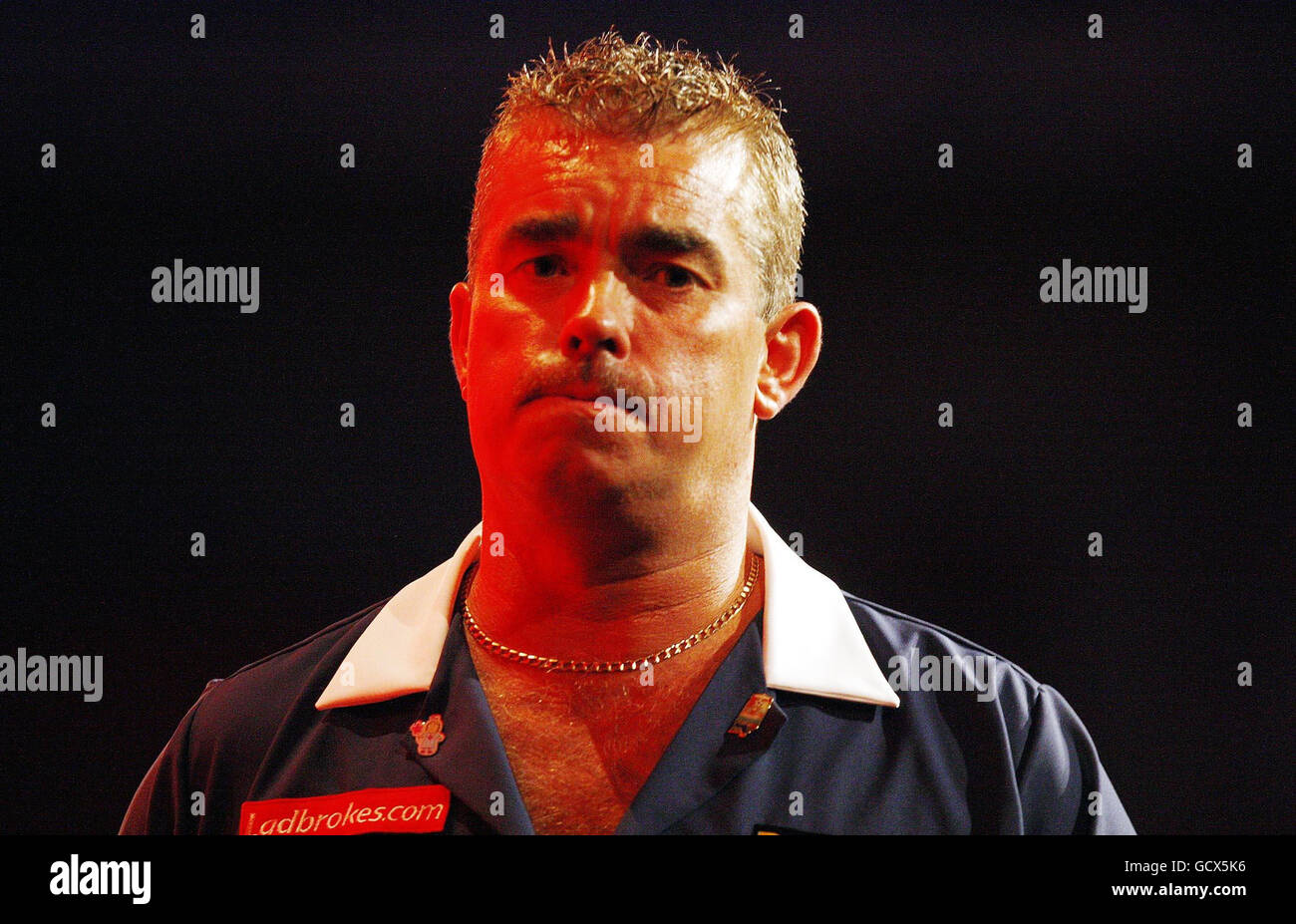 Darts world headshot head shot reacting mangms hi-res stock photography ...