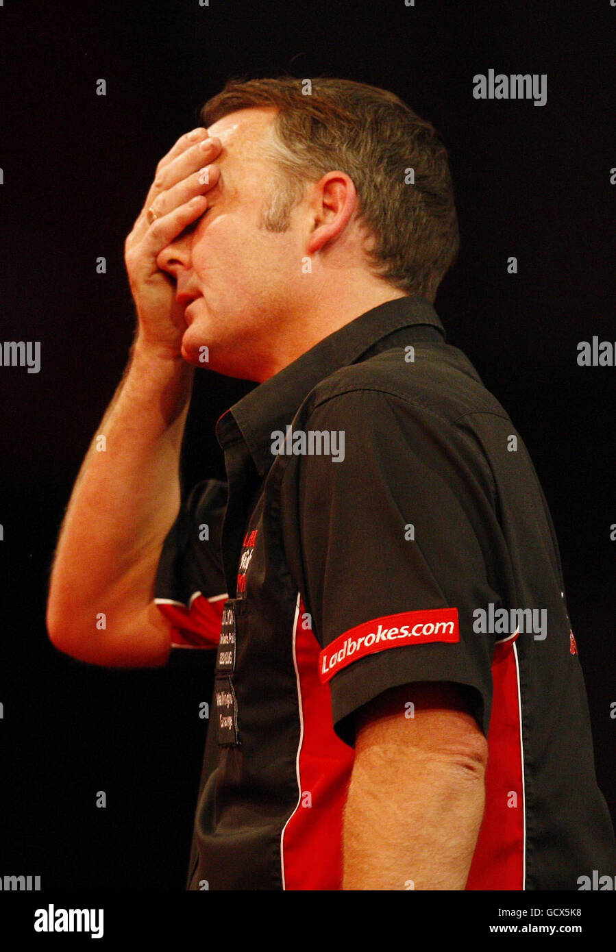 Darts - 2010 Ladbrokes.com World Darts Championship - Day One ...