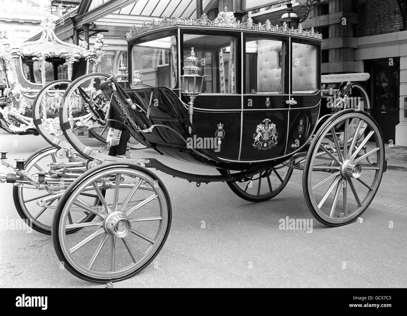 The Scottish State Coach on display in the Royal Mews, Buckingham ...