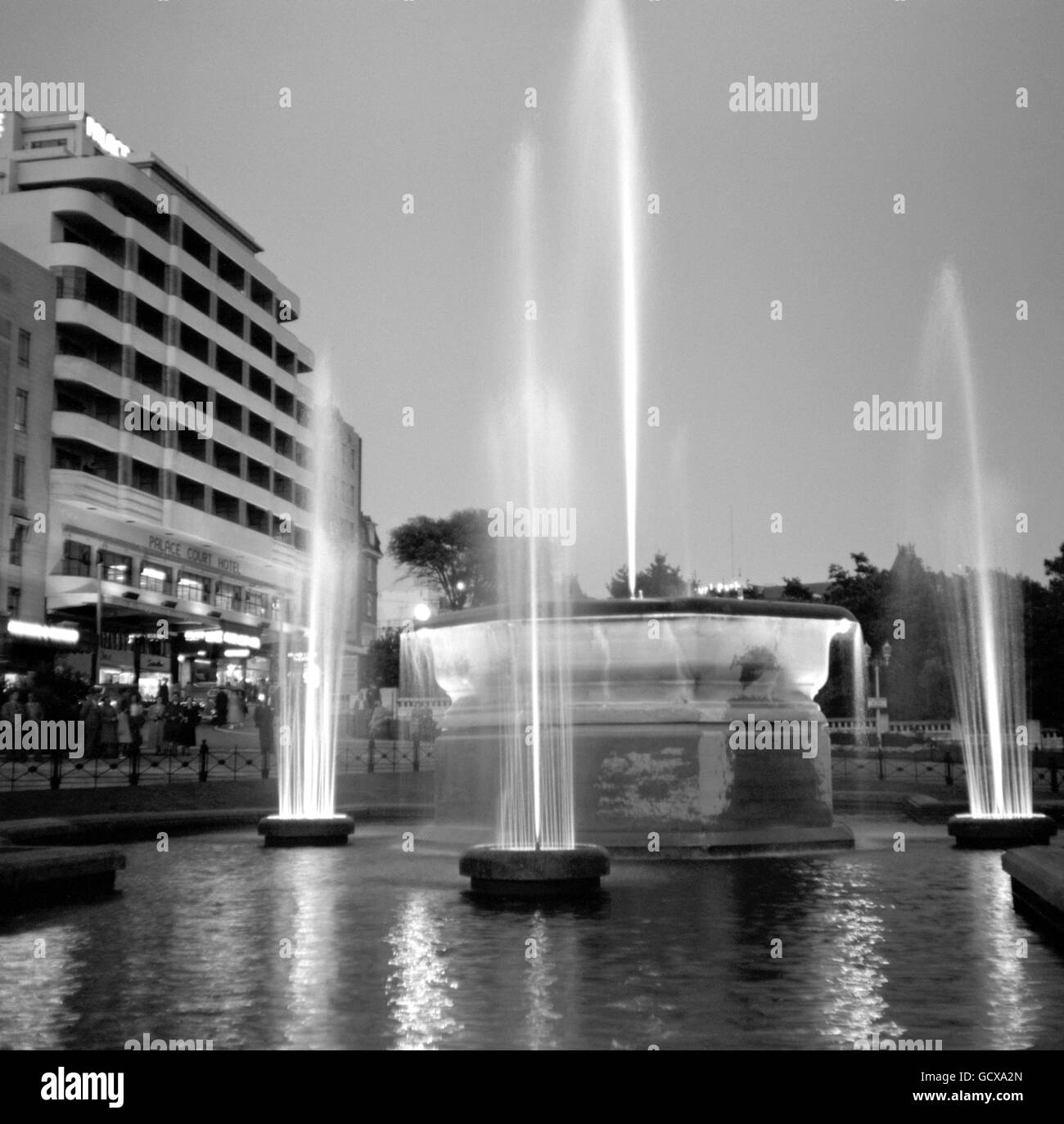 1960s landmarks hi-res stock photography and images - Alamy