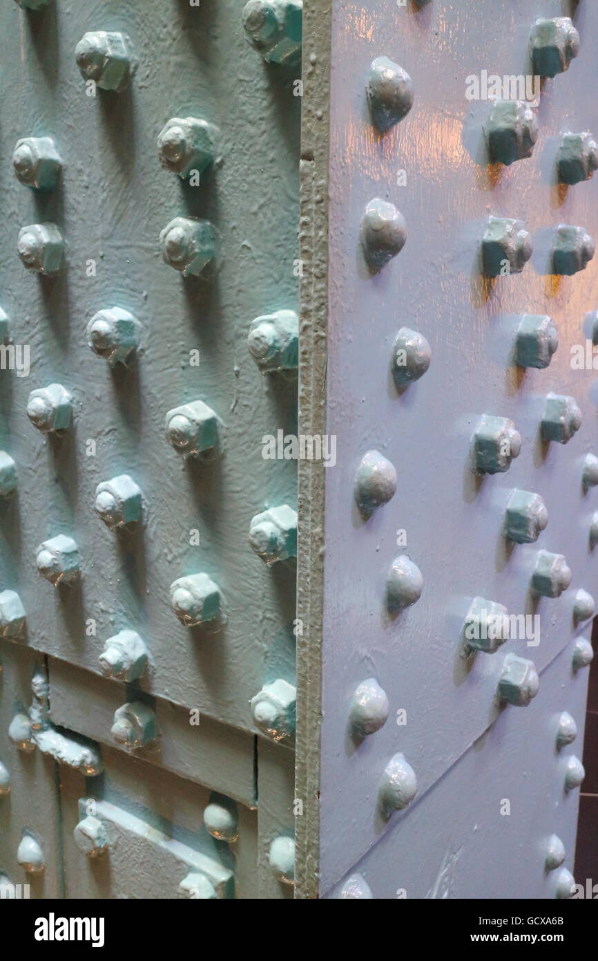 Corrosion beam structure hi-res stock photography and images - Alamy