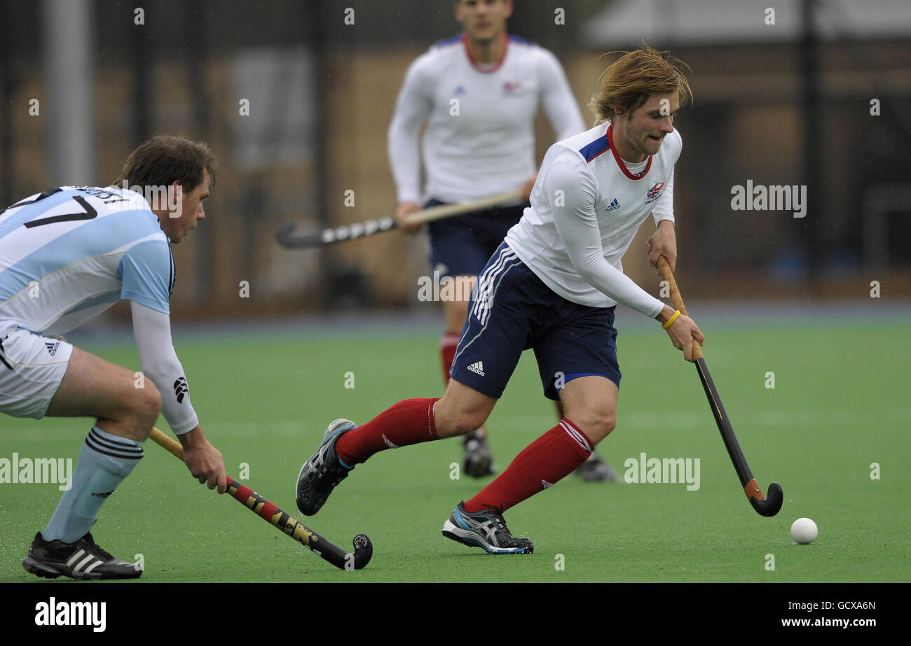 Great Britain's Ashley Jackson challenges with Argentina's Lucas ...