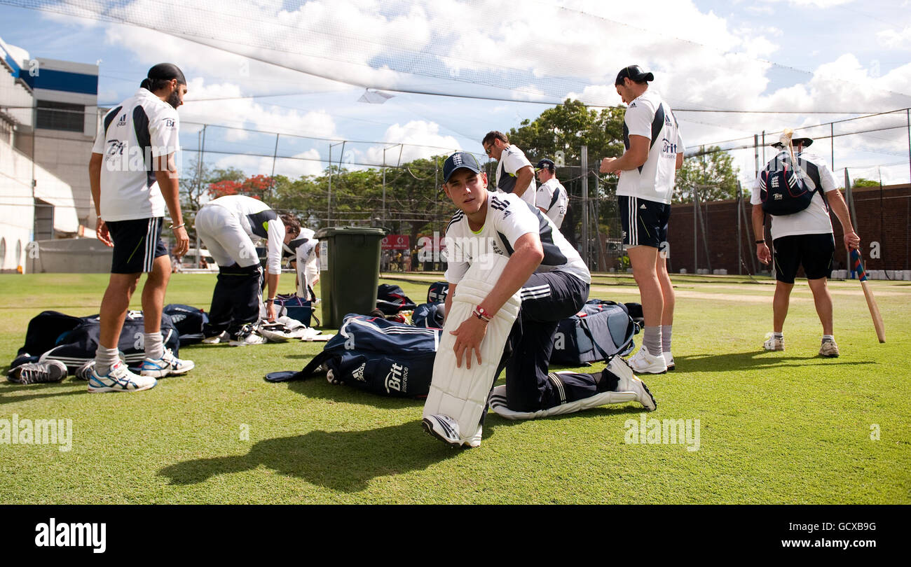 Nets gabba cricket ground hi-res stock photography and images - Alamy