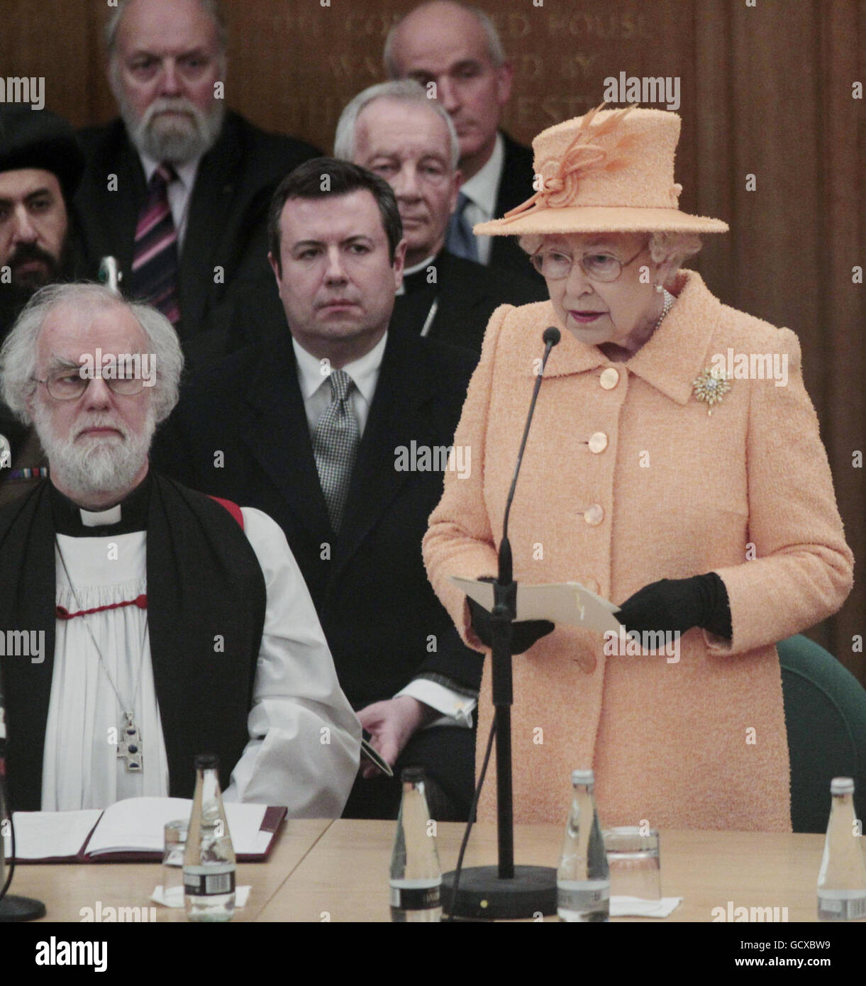 Britains queen elizabeth ii speaks inauguration general synod church ...