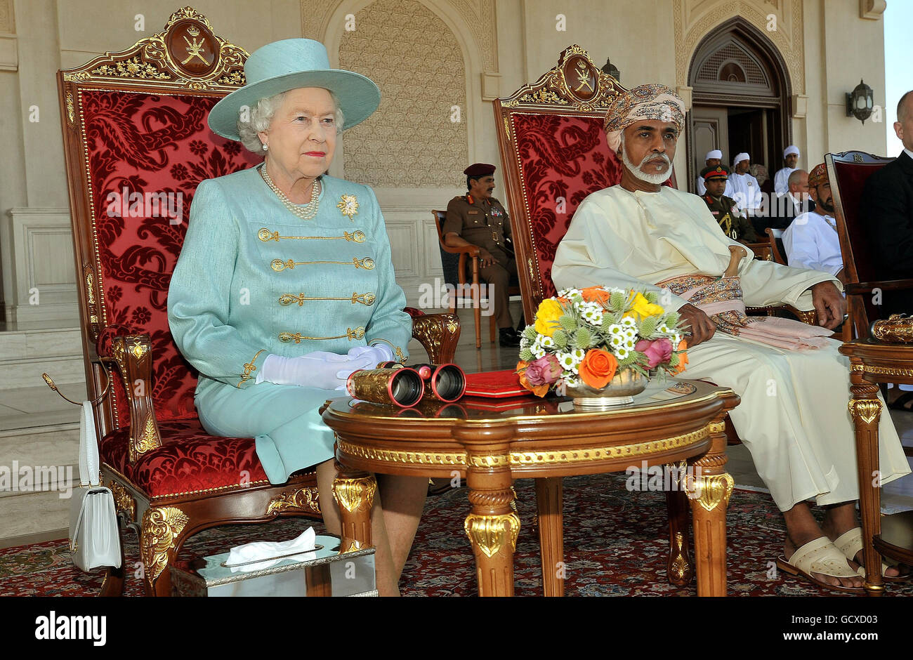Queen elizabeth ii sultan oman hi-res stock photography and images - Alamy