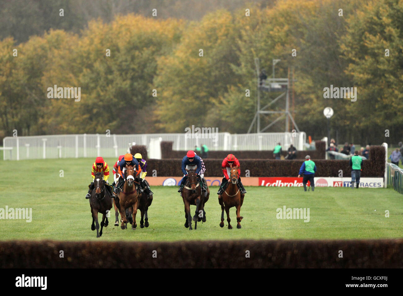 Horse Racing - Towcester Racecourse Stock Photo - Alamy