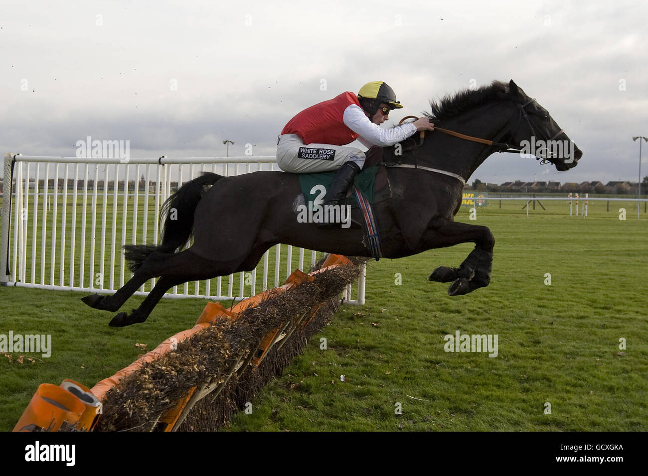 Jockey James Reveley on Bollin Felix during The toteplacepot Maiden ...