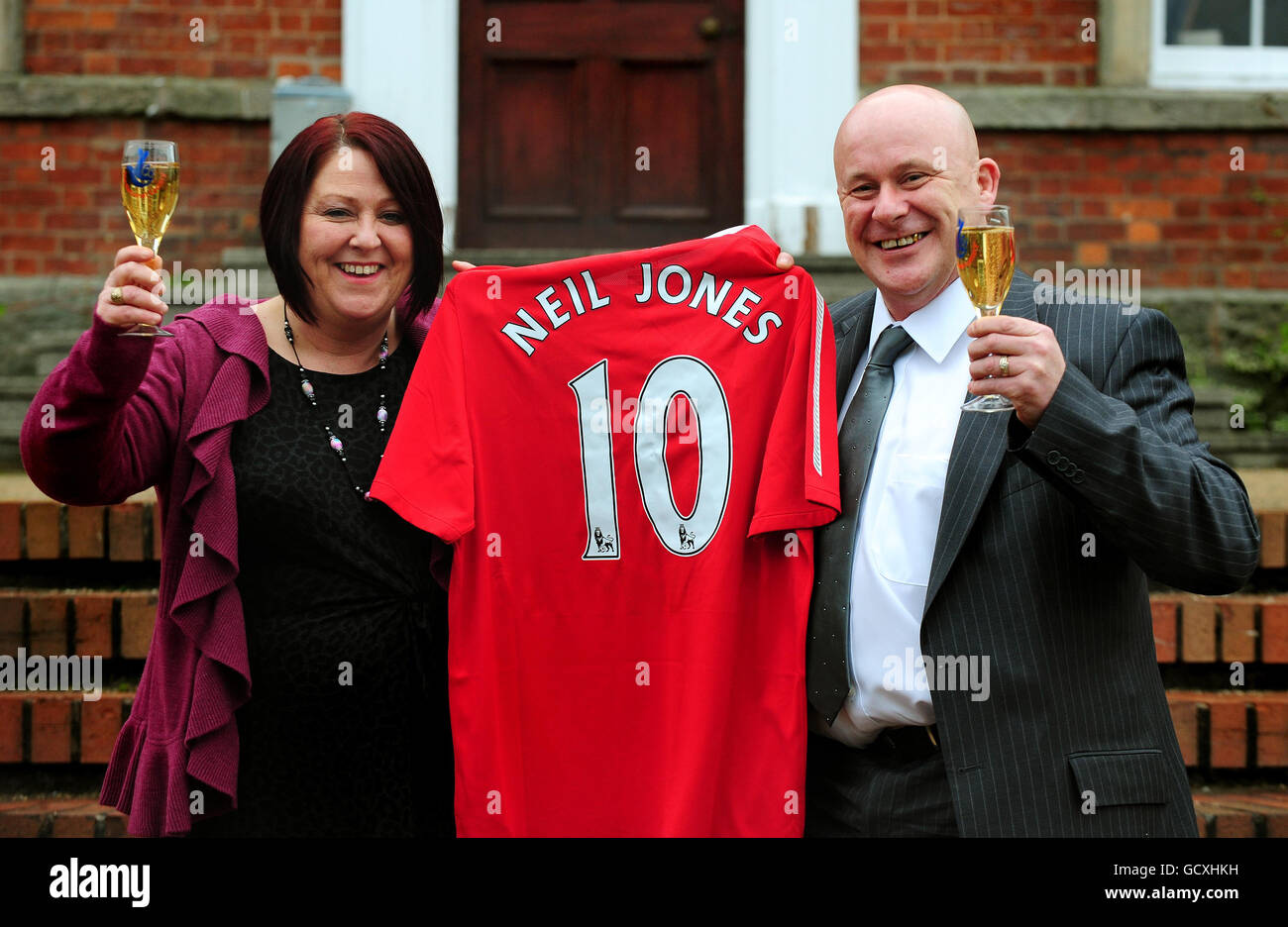 Winning the lottery champagne hi-res stock photography and images - Alamy