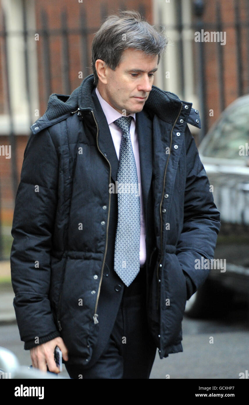 Sir john sawers hi-res stock photography and images - Alamy