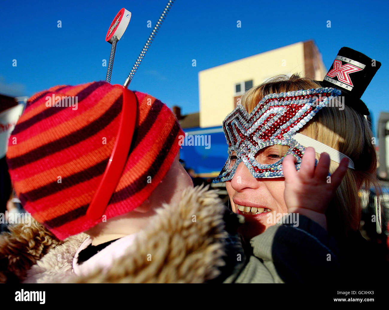 Caroline Dempsey with her granddaughter Eva Hayden wait to greet X ...