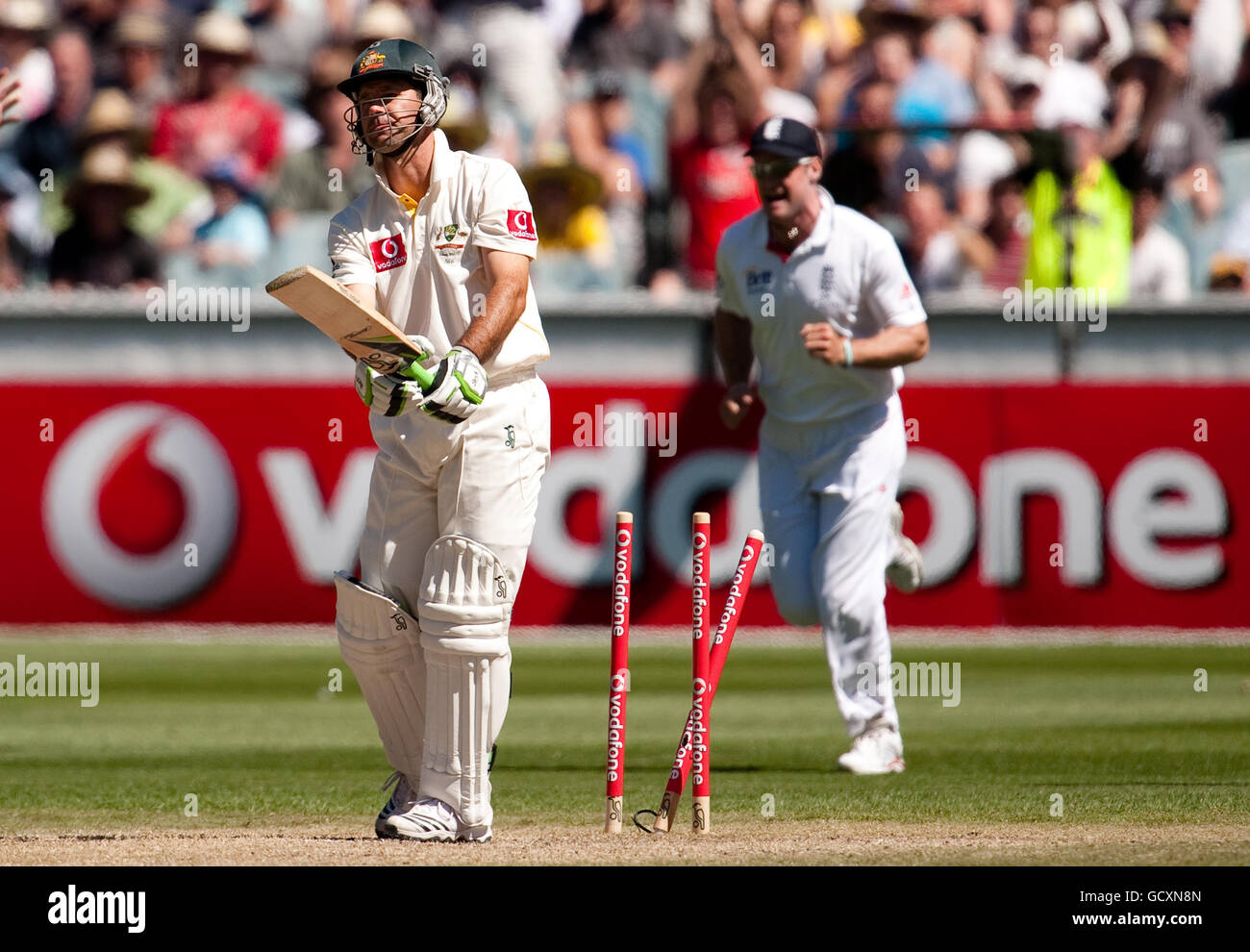 Cricket - 2010 Ashes Series - Fourth Test Match - Day Three - Melbourne ...