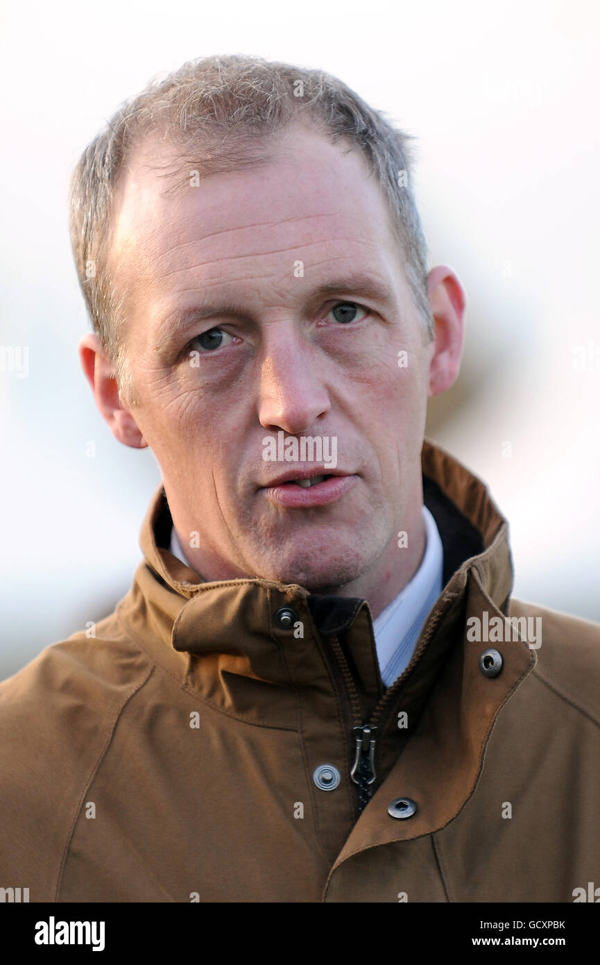 David pipe trainer hi-res stock photography and images - Alamy