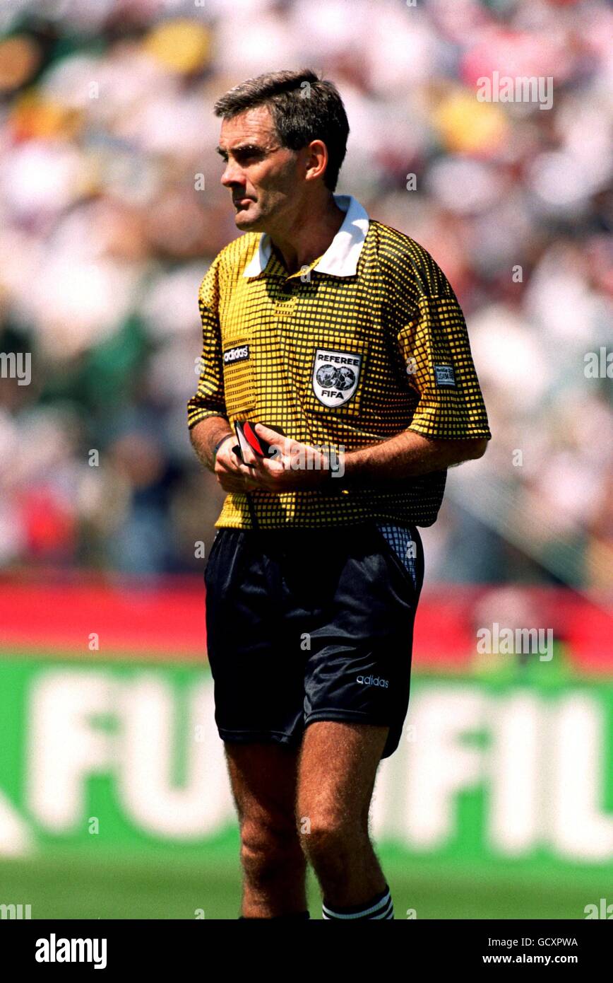 WORLD CUP SOCCER QUARTER. Philip Don, Referee Stock Photo - Alamy