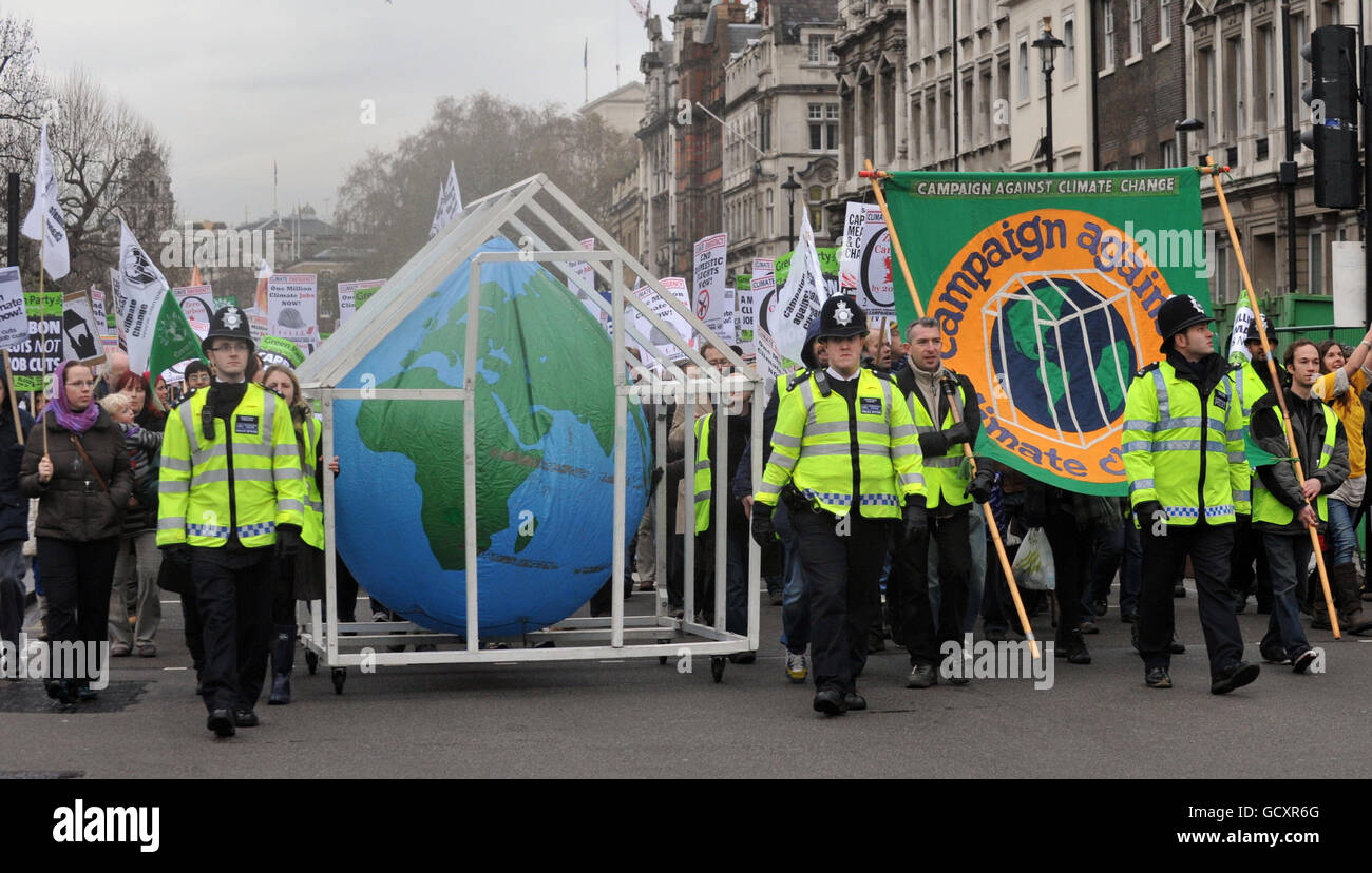 Campaign against climate change hi-res stock photography and images - Alamy