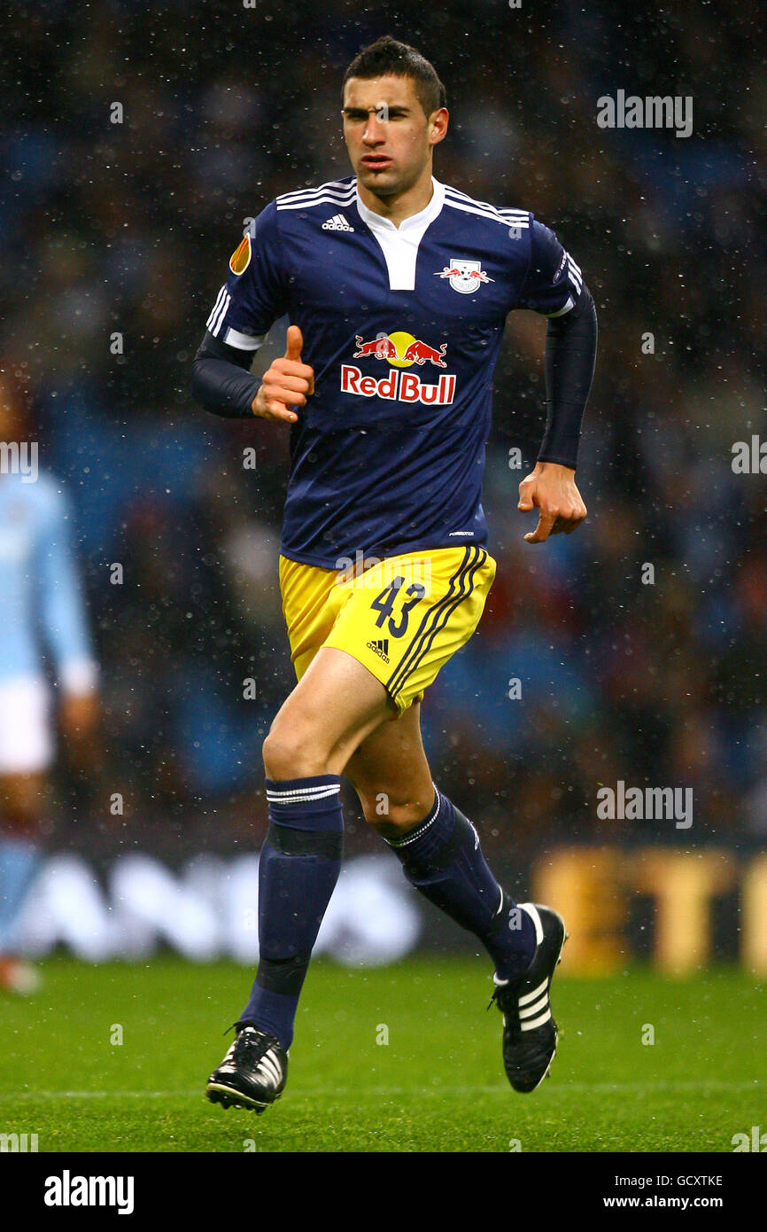 Manchester city v red bull salzburg hi-res stock photography and images ...