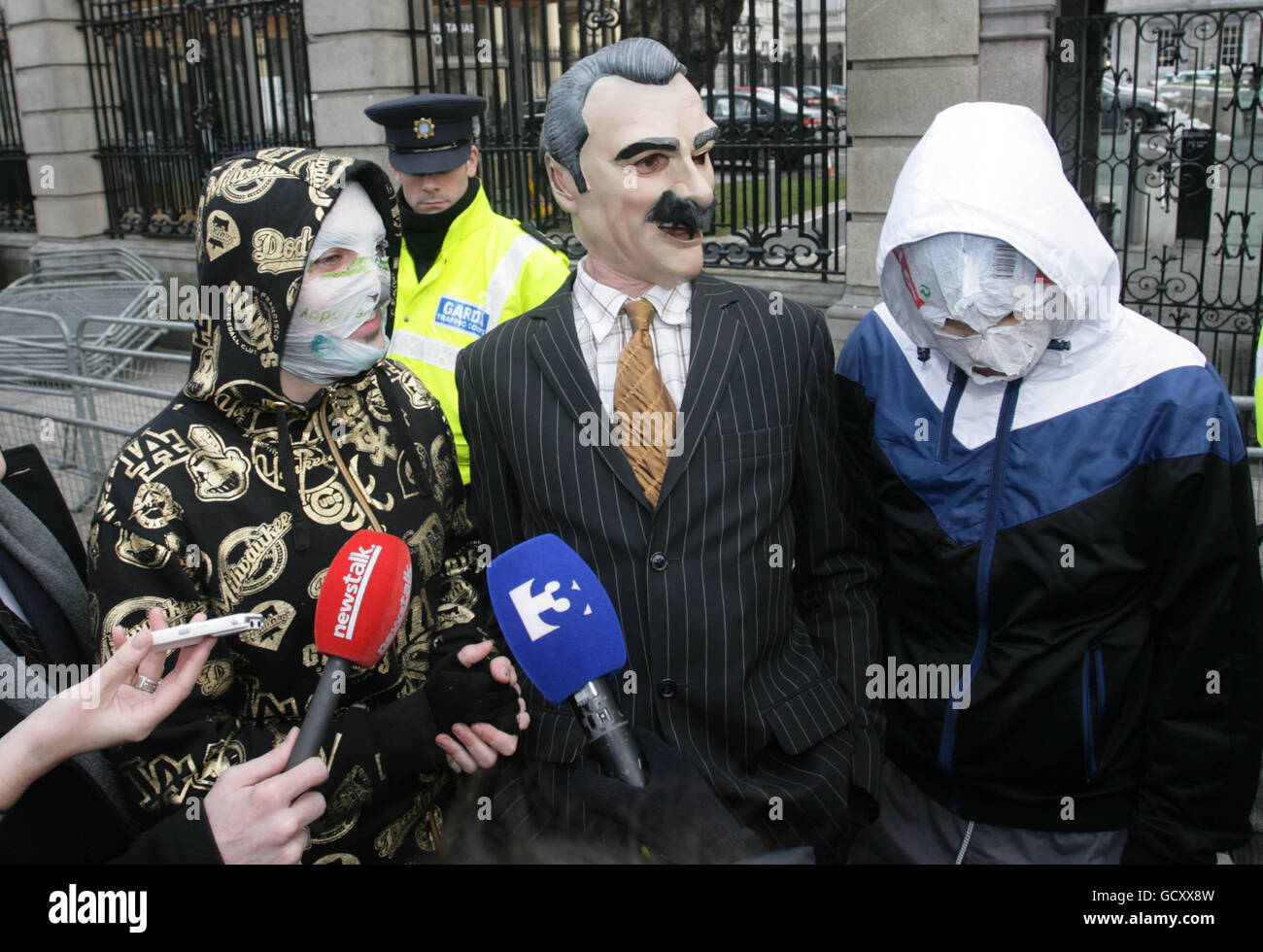 The rubberbandits hi-res stock photography and images - Alamy