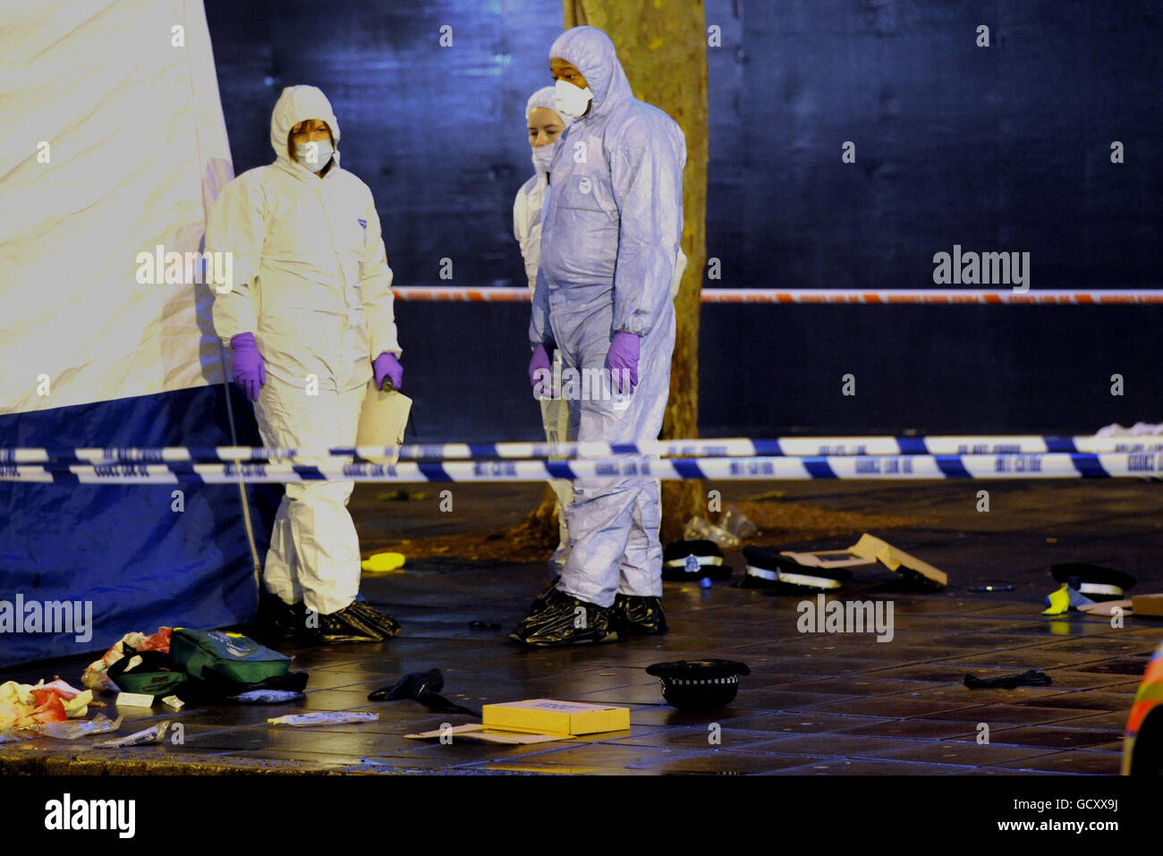 Police officers stabbed Stock Photo - Alamy