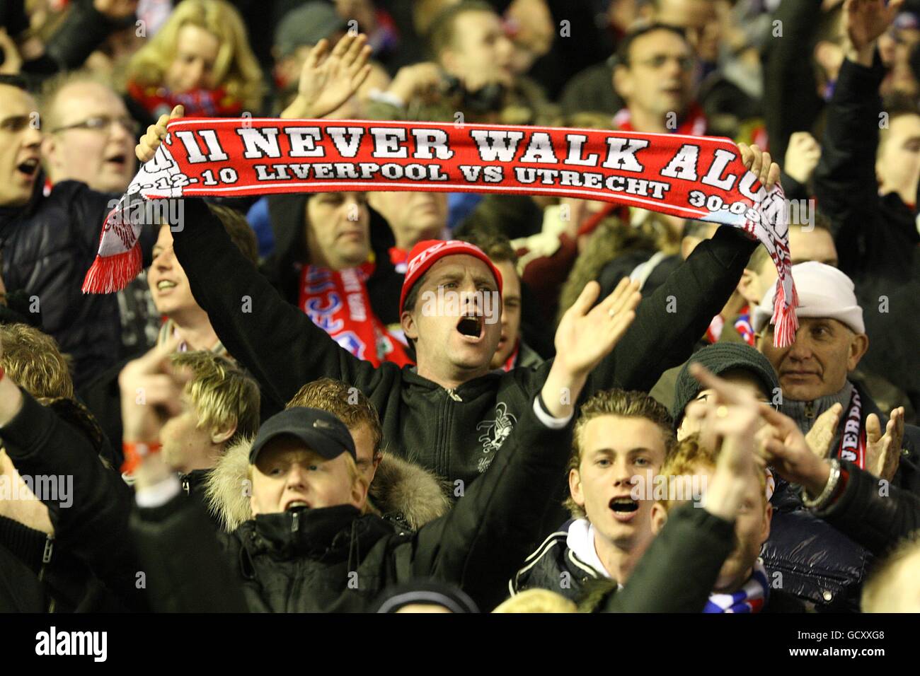 Fc utrecht fans singing in the stands hi-res stock photography and ...
