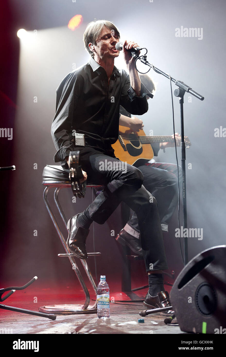 Showbiz suede concert hi-res stock photography and images - Alamy