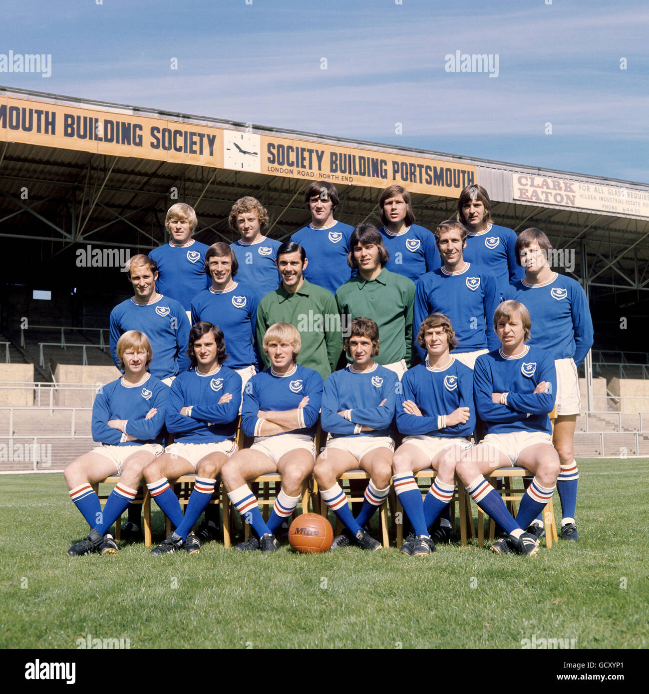 Ray hiron hi-res stock photography and images - Alamy