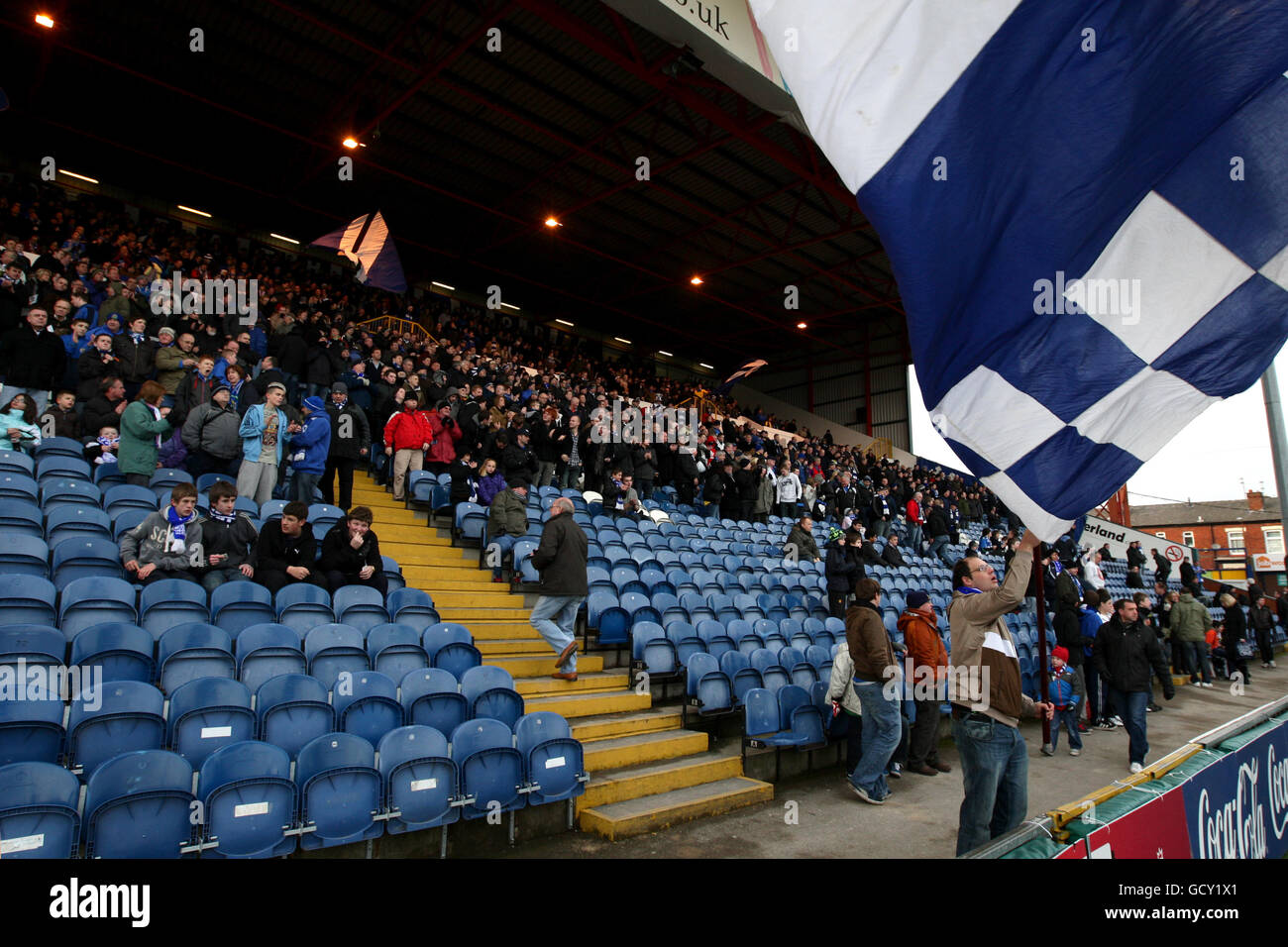 Stockport county fan hi-res stock photography and images - Alamy