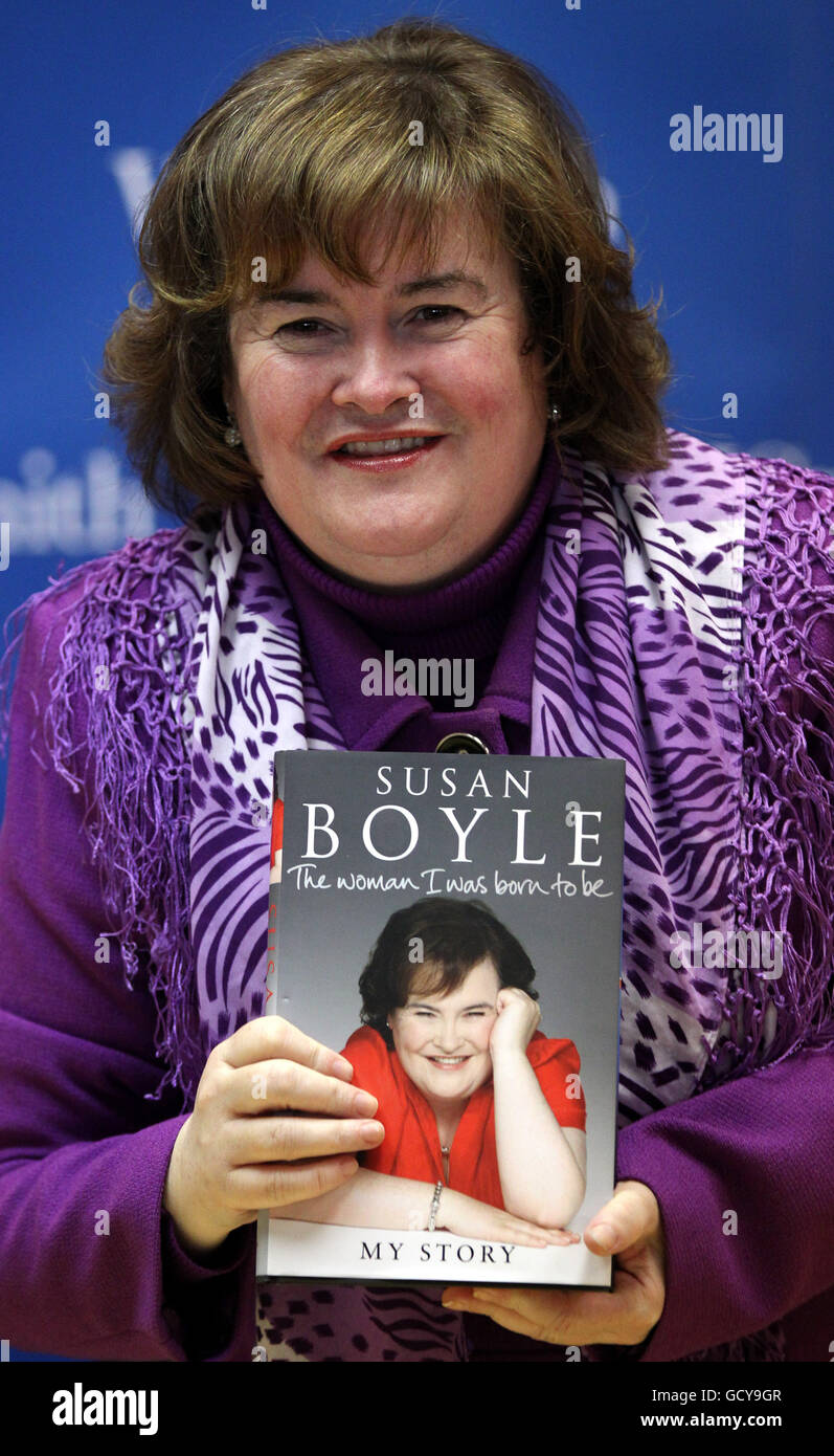 Susan boyle book signing autobiography hi-res stock photography and ...