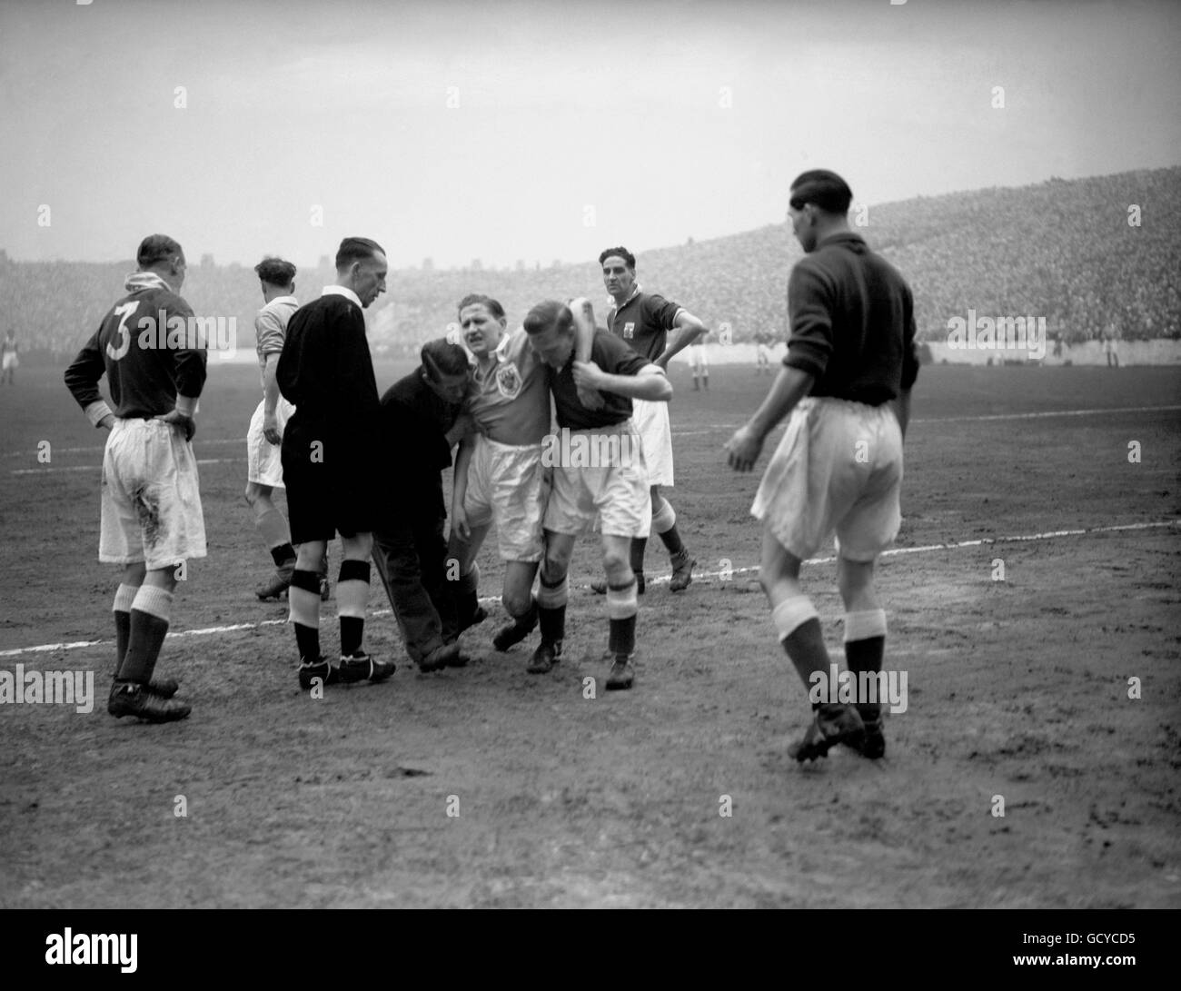 Soccer - FA Cup - Semi-Final - Blackpool V Birmingham Stock Photo - Alamy