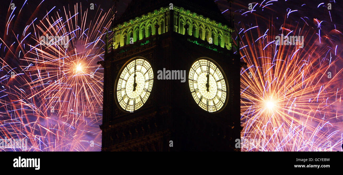 New year fireworks houses of parliament hi-res stock photography and ...