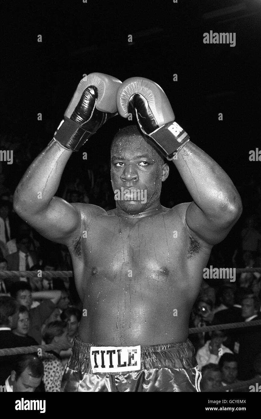 Boxing heavyweight gary mason hi-res stock photography and images - Alamy
