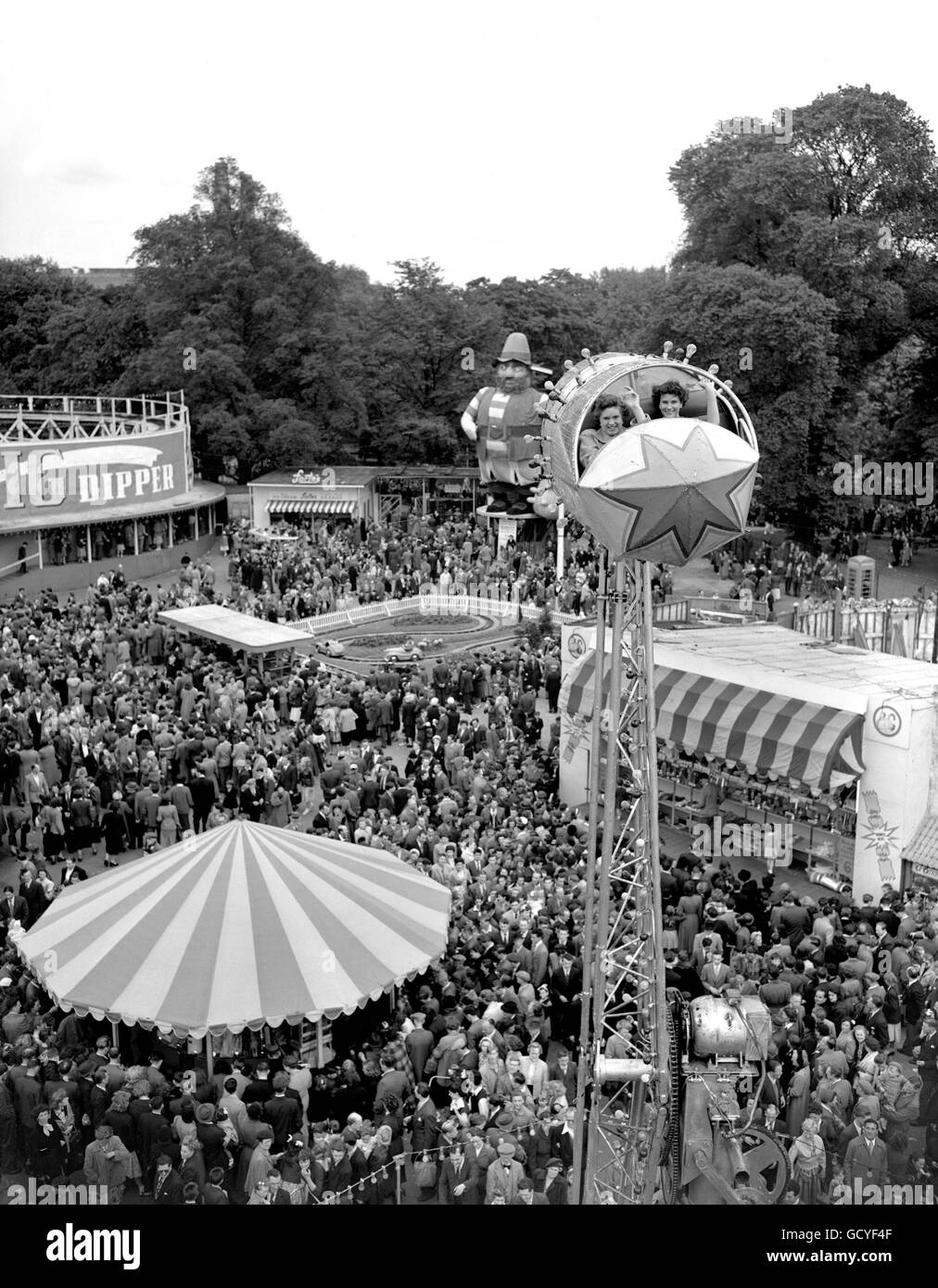 Battersea funfair hi-res stock photography and images - Alamy