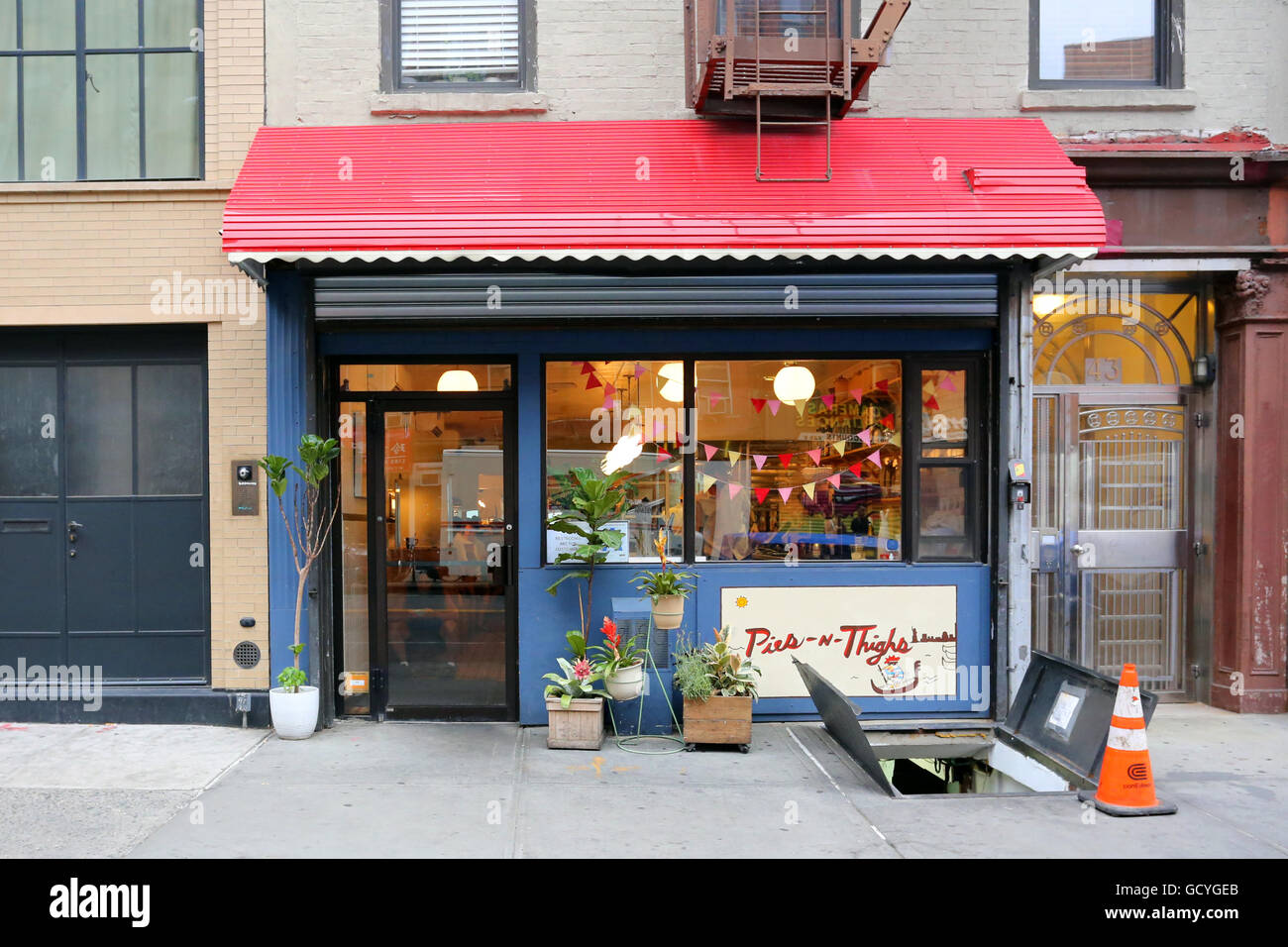 [historical storefront] Pies 'n Thighs, 43 Canal St, New York. exterior ...