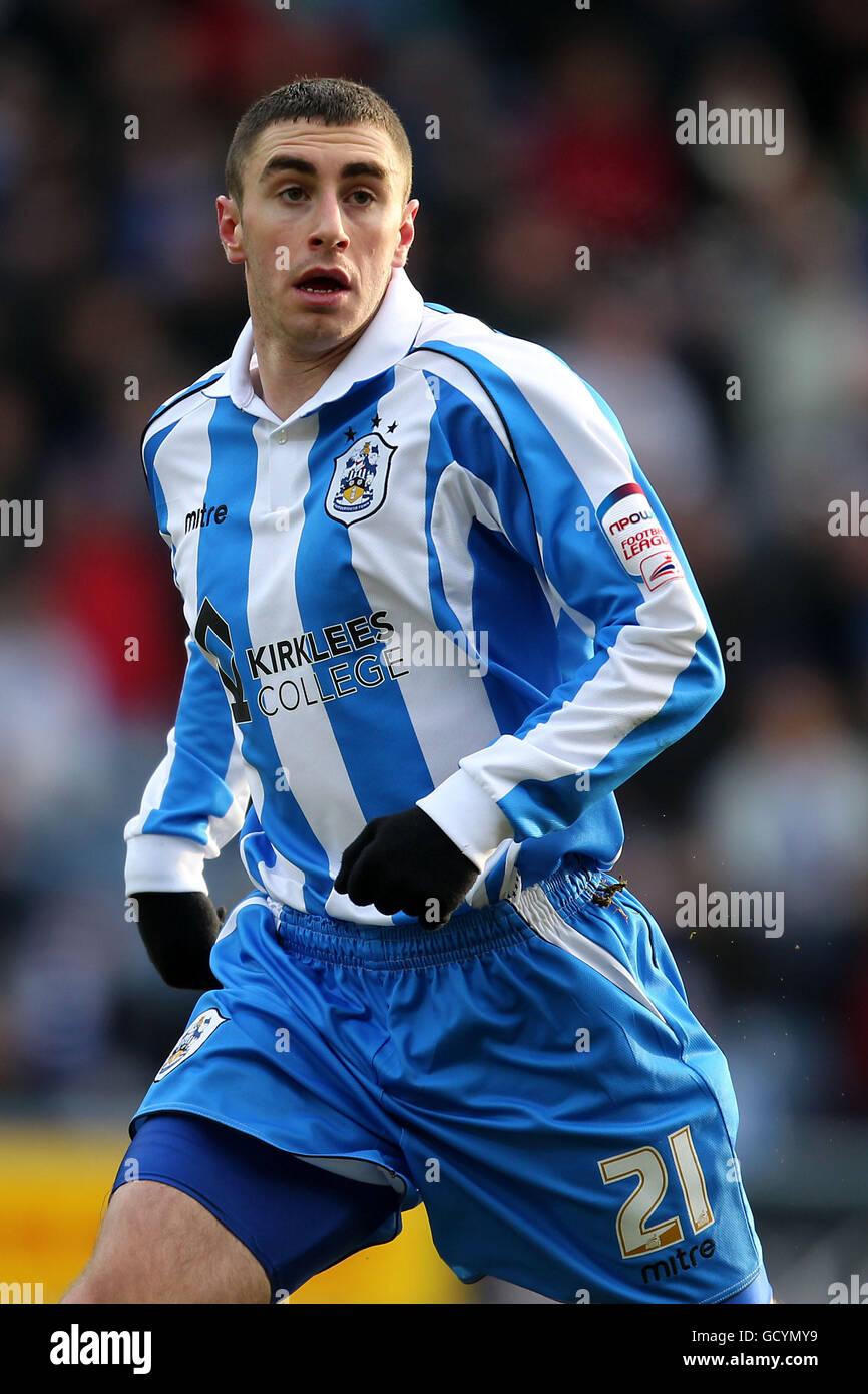 Football footballer footballers player players gloves cold ...