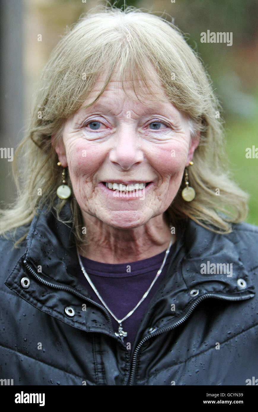 Dinner lady tribunal Stock Photo - Alamy